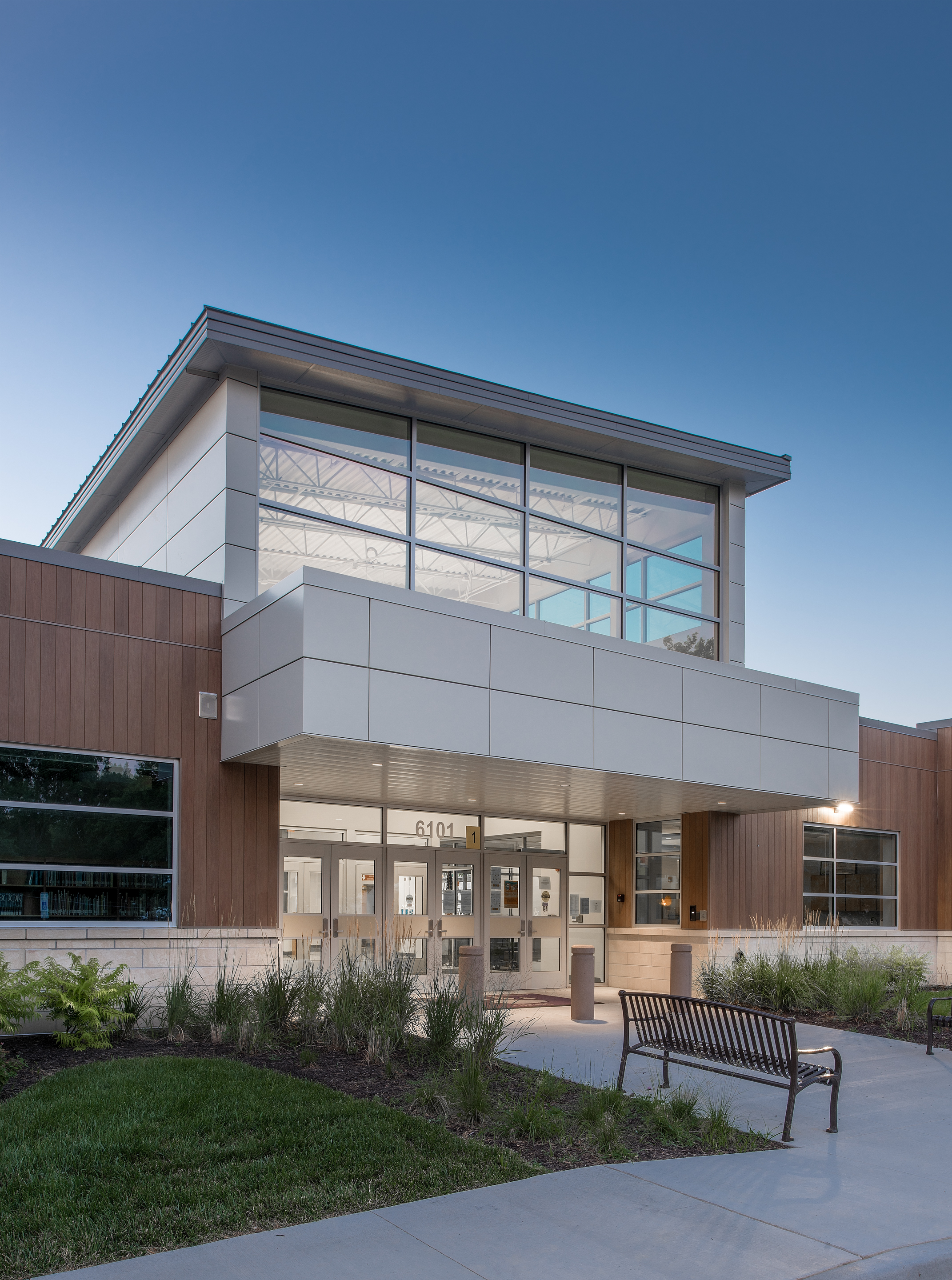 Crestview Elementary by ACI Boland Architects - Architizer