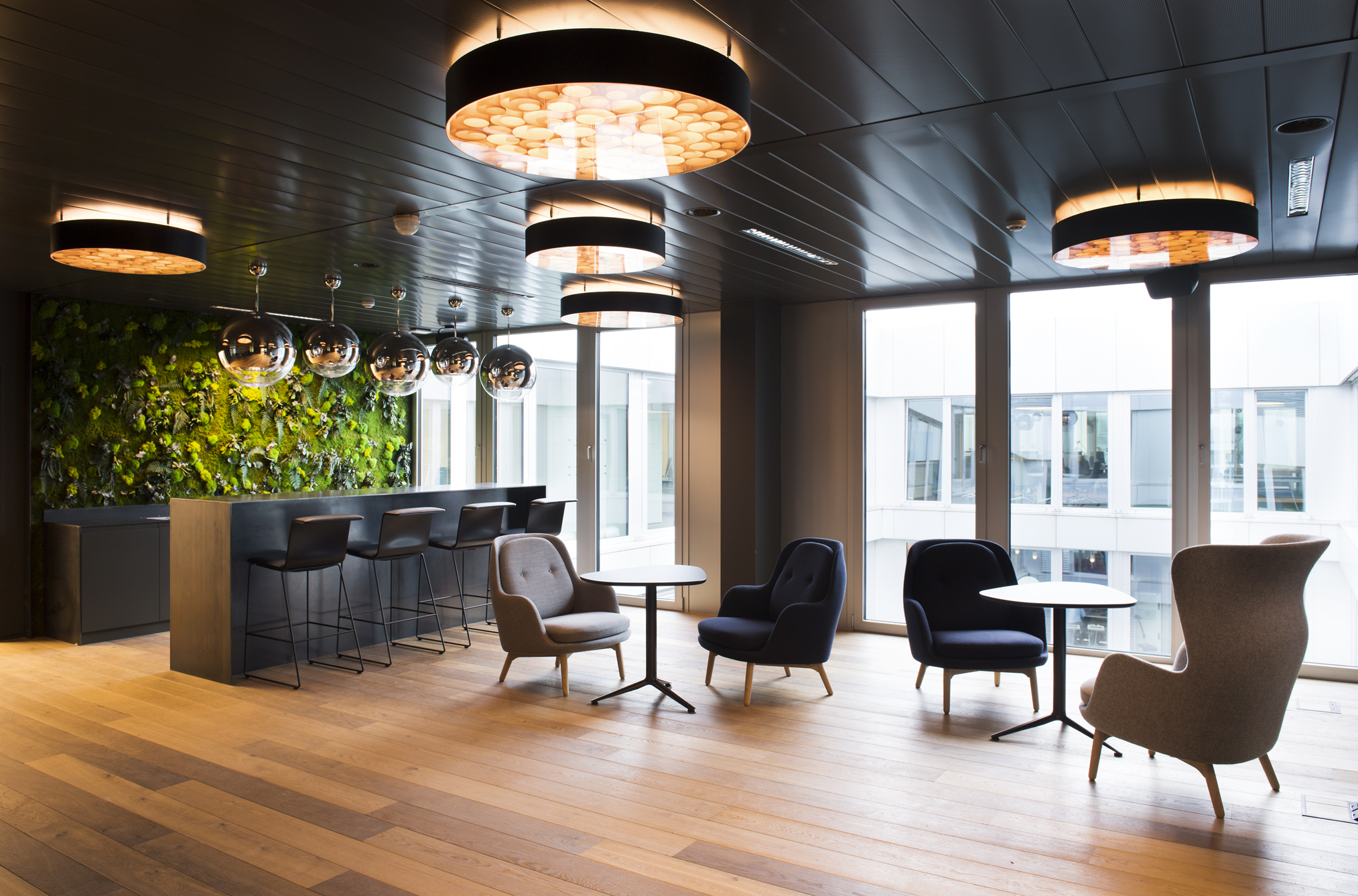 Office building SLGH by WW+ architektur + management - Architizer