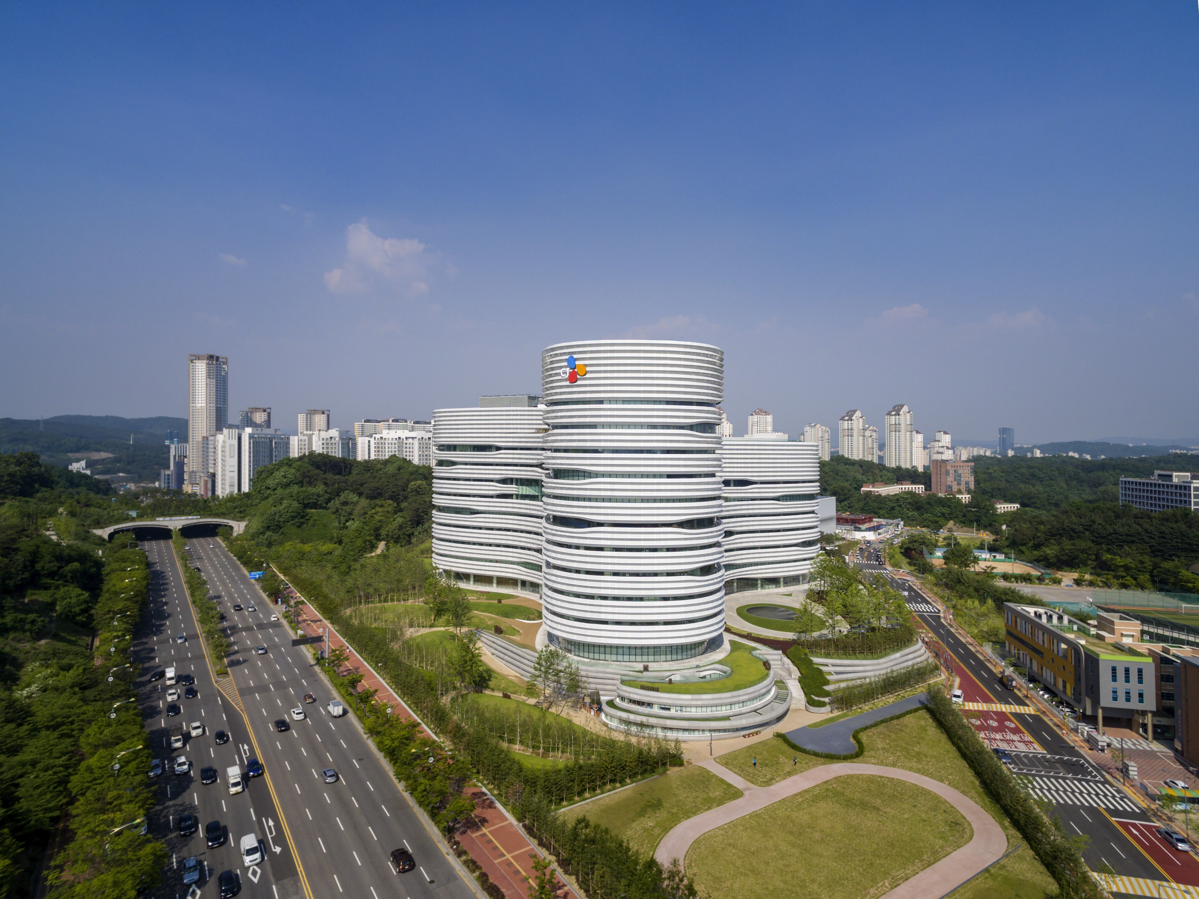 CJ Corporation, CJ Blossom Park - Architizer