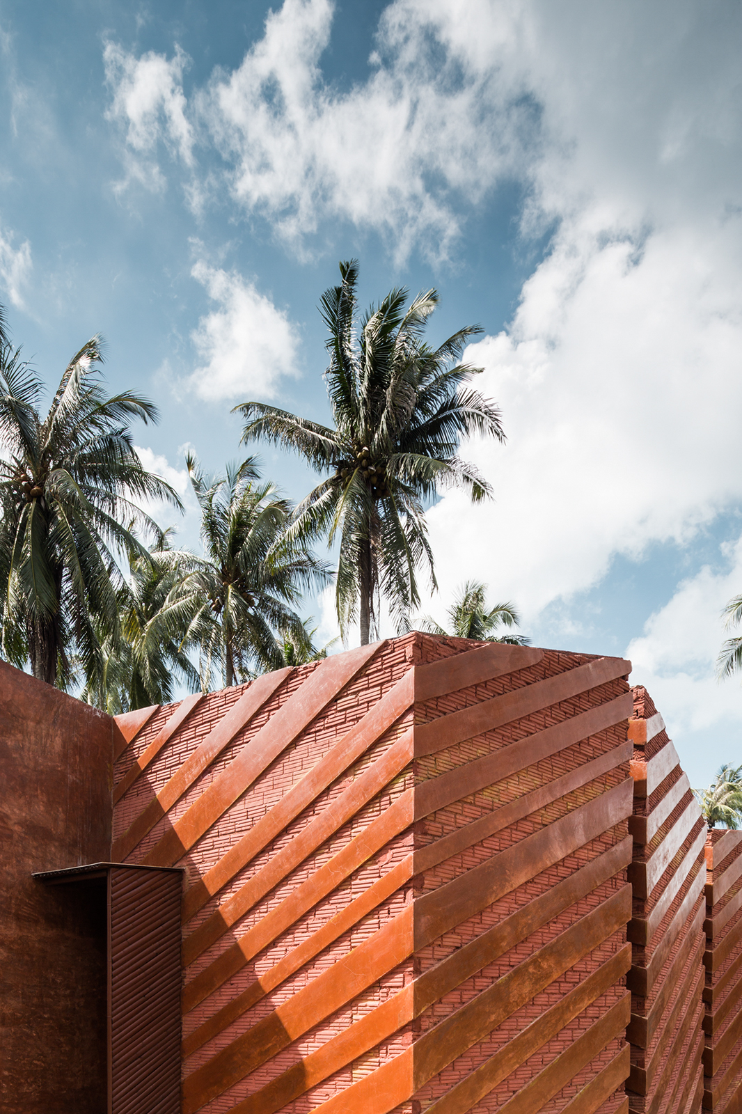 Somjai House | Coconutnoom Resort by NPDA studio - Architizer