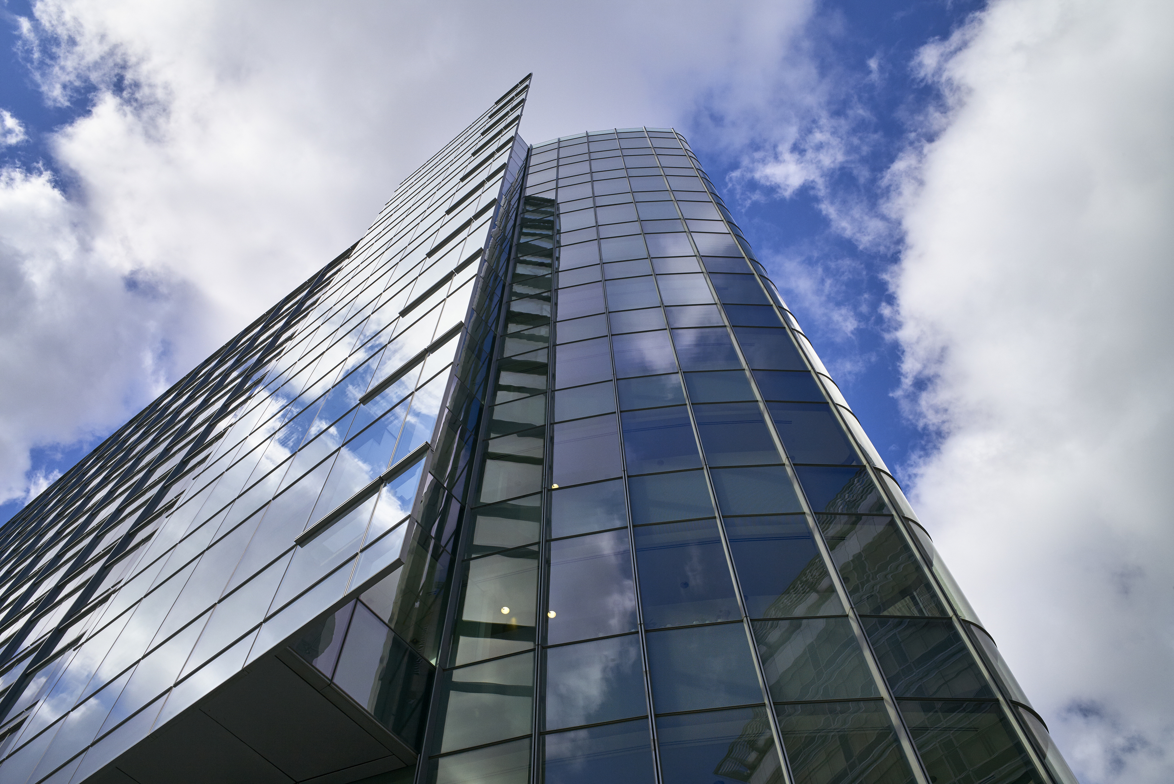 CHOP, Colket Translational Research Building by Ballinger - Architizer