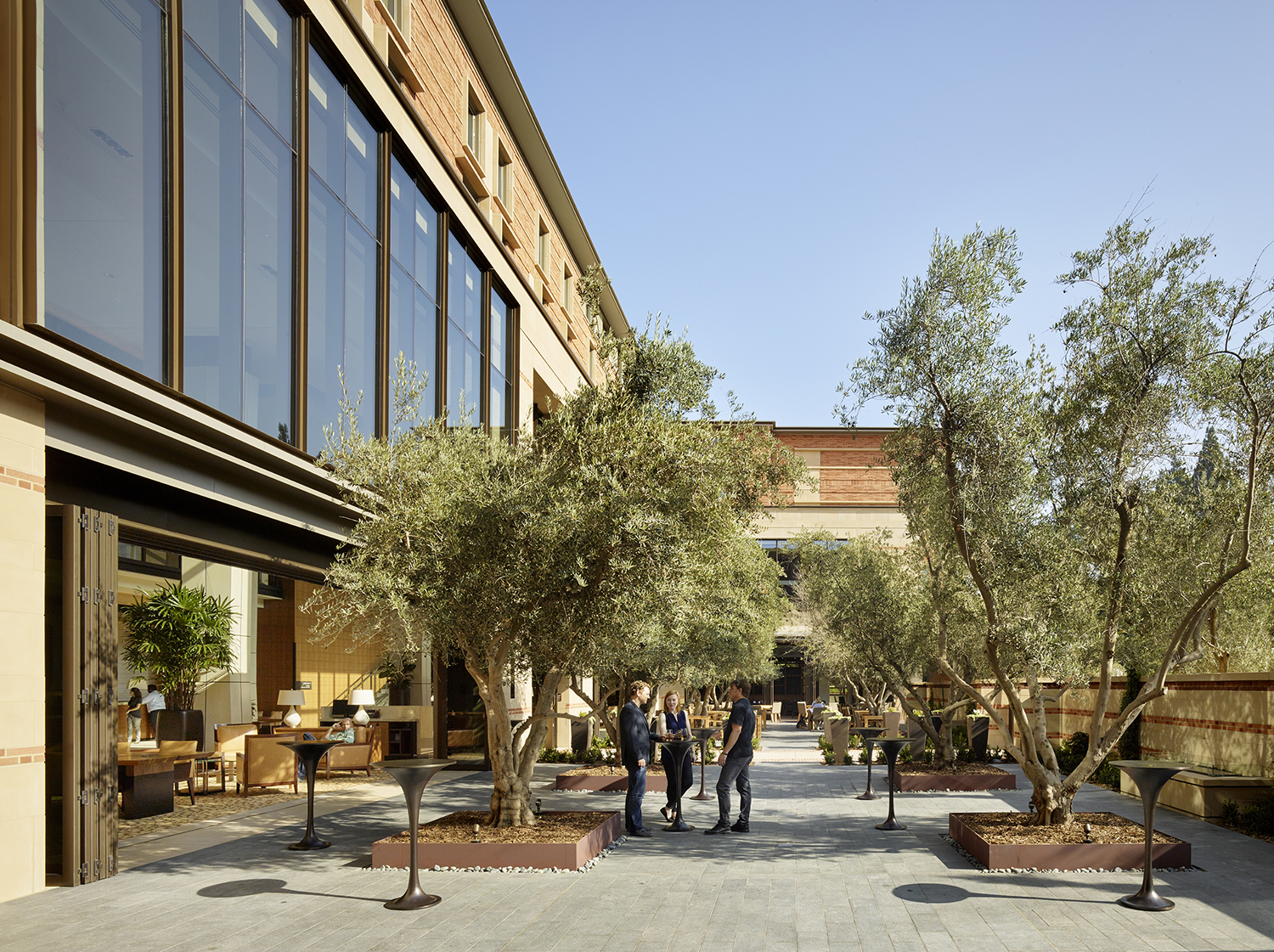 UCLA | Meyer and Renee Luskin Conference Center by Hornberger ...