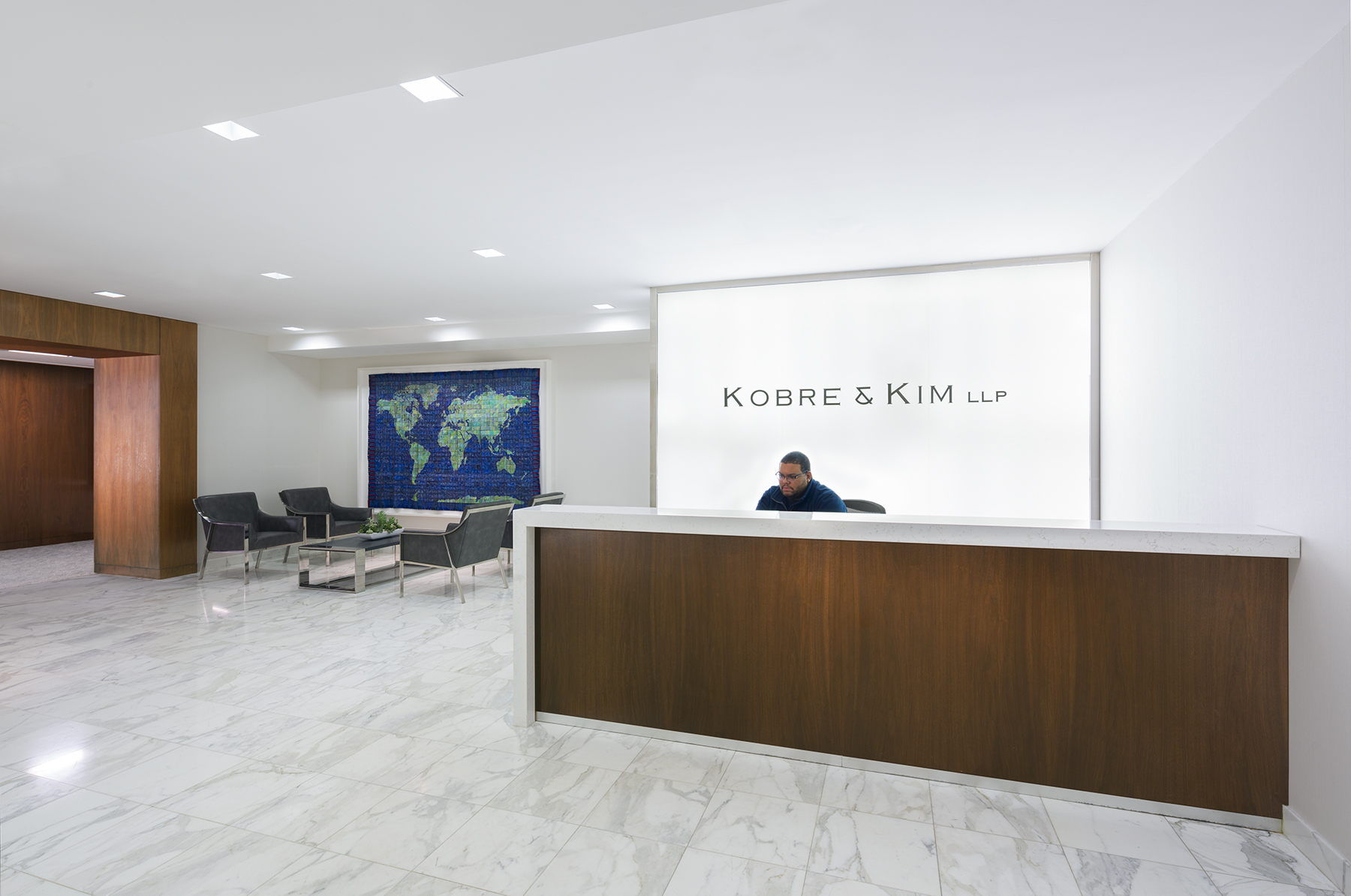 Kobre & Kim Conference Center by Huntsman Architectural Group - Architizer