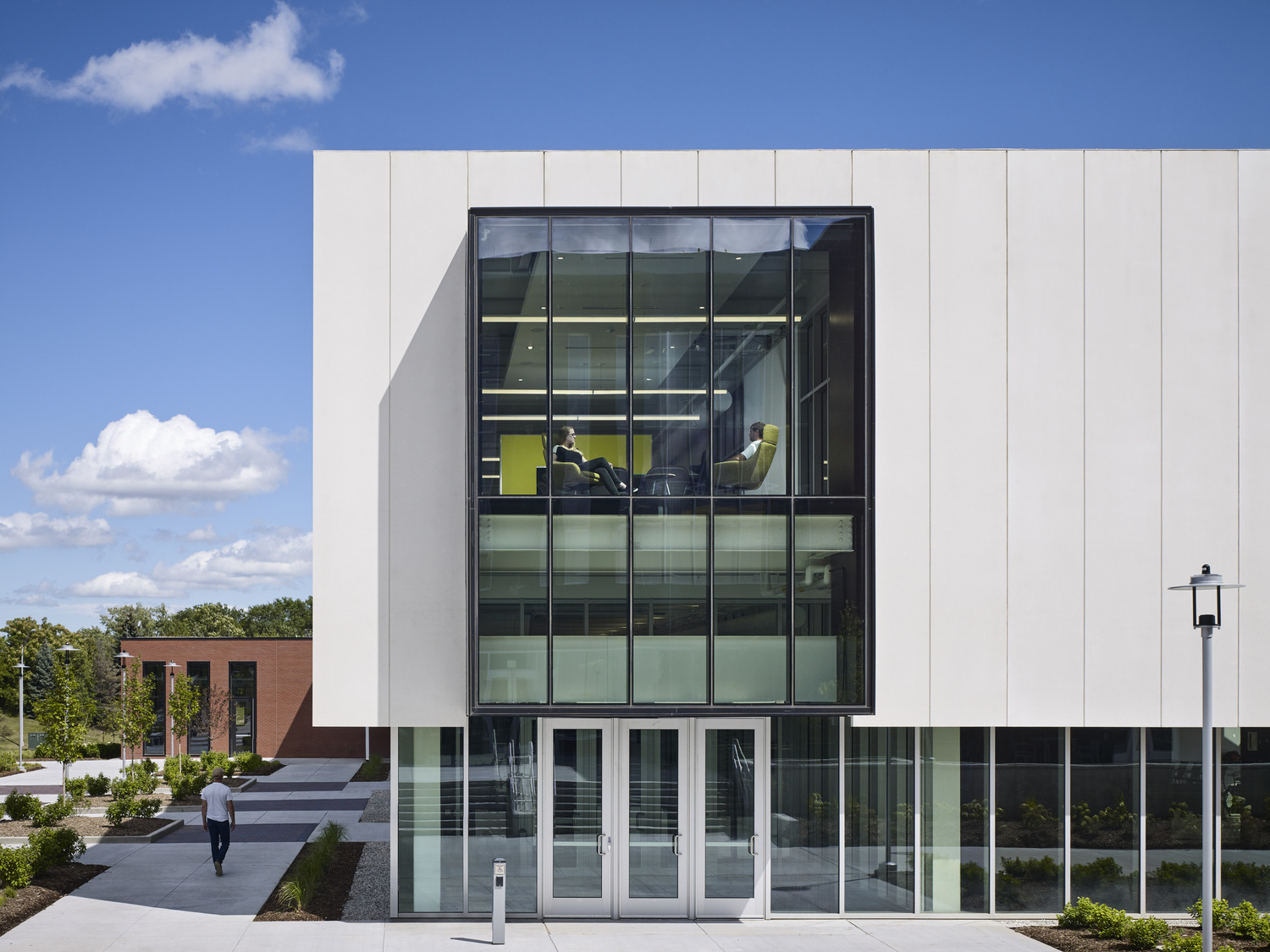 Center for Advanced and Emerging Technology by BNIM - Architizer