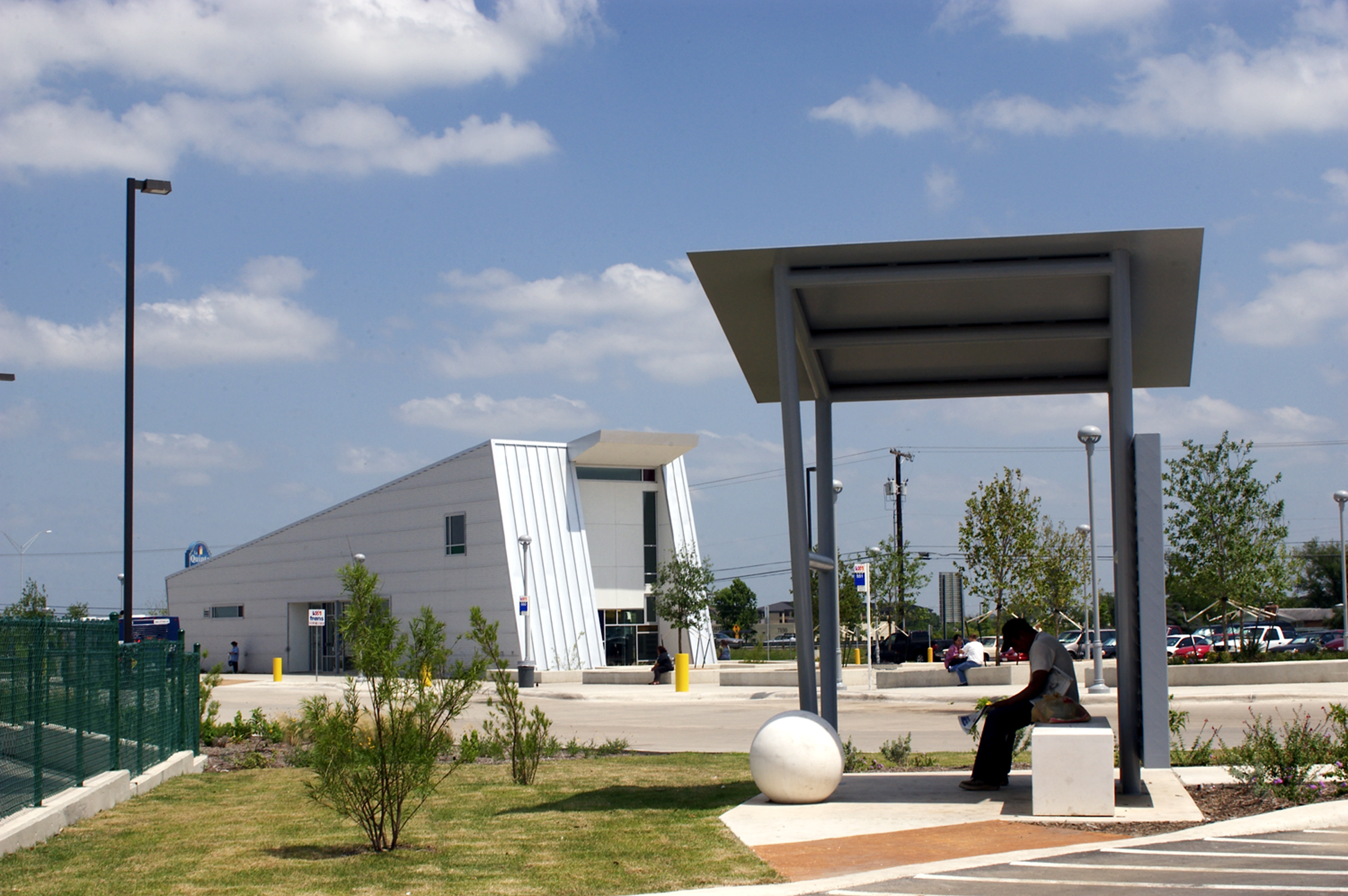 VIA Bus Transfer Facility by Sprinkle & Co. Architects - Architizer