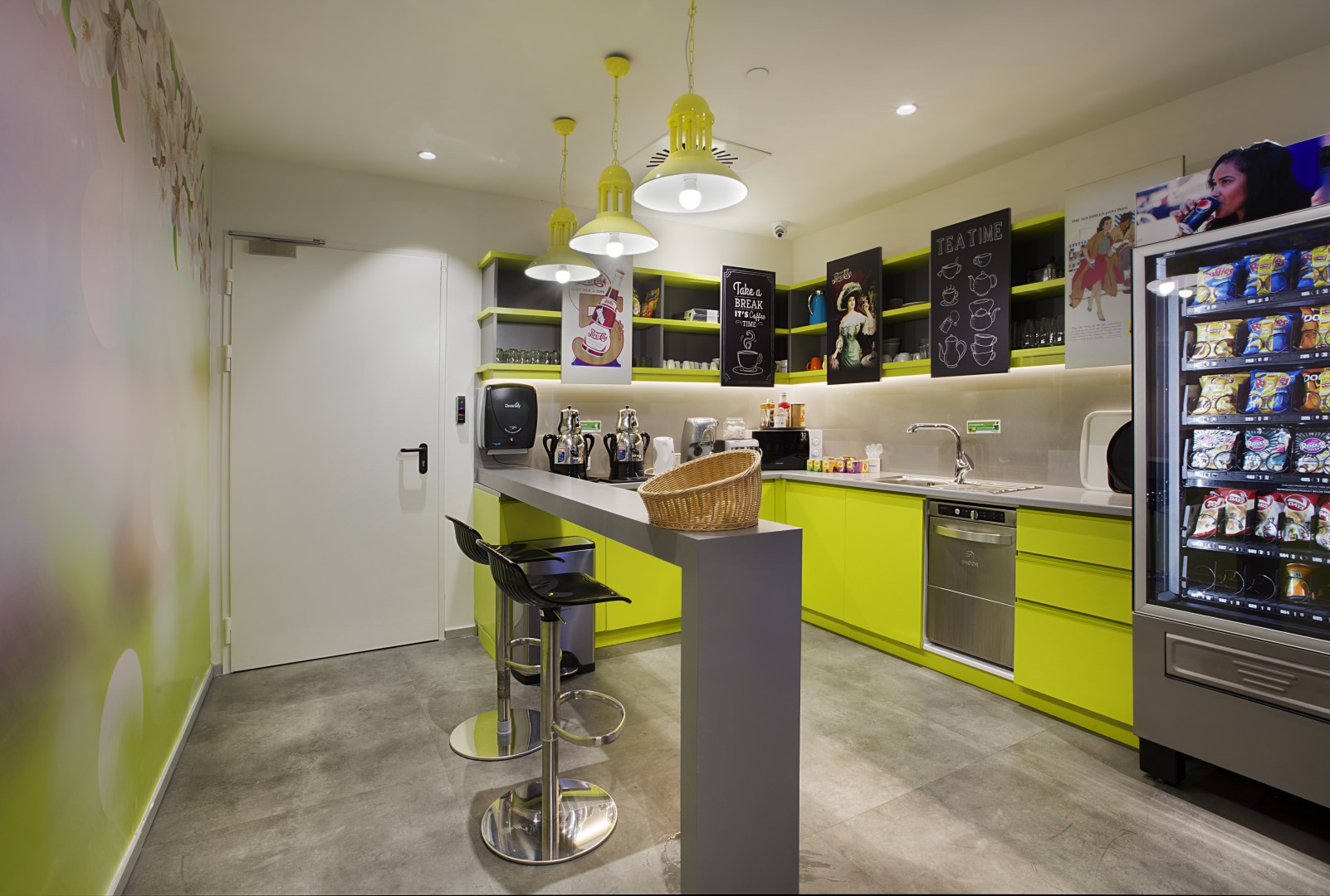 A Flexible and Dynamic Office Design from Boytorun Architects: PepsiCo ...