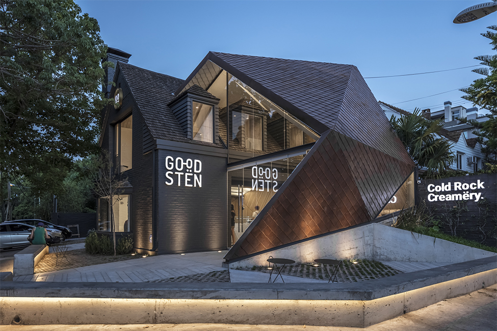 Thick Skinned: 5 Carefully Crafted Double Glass Façades - Architizer ...