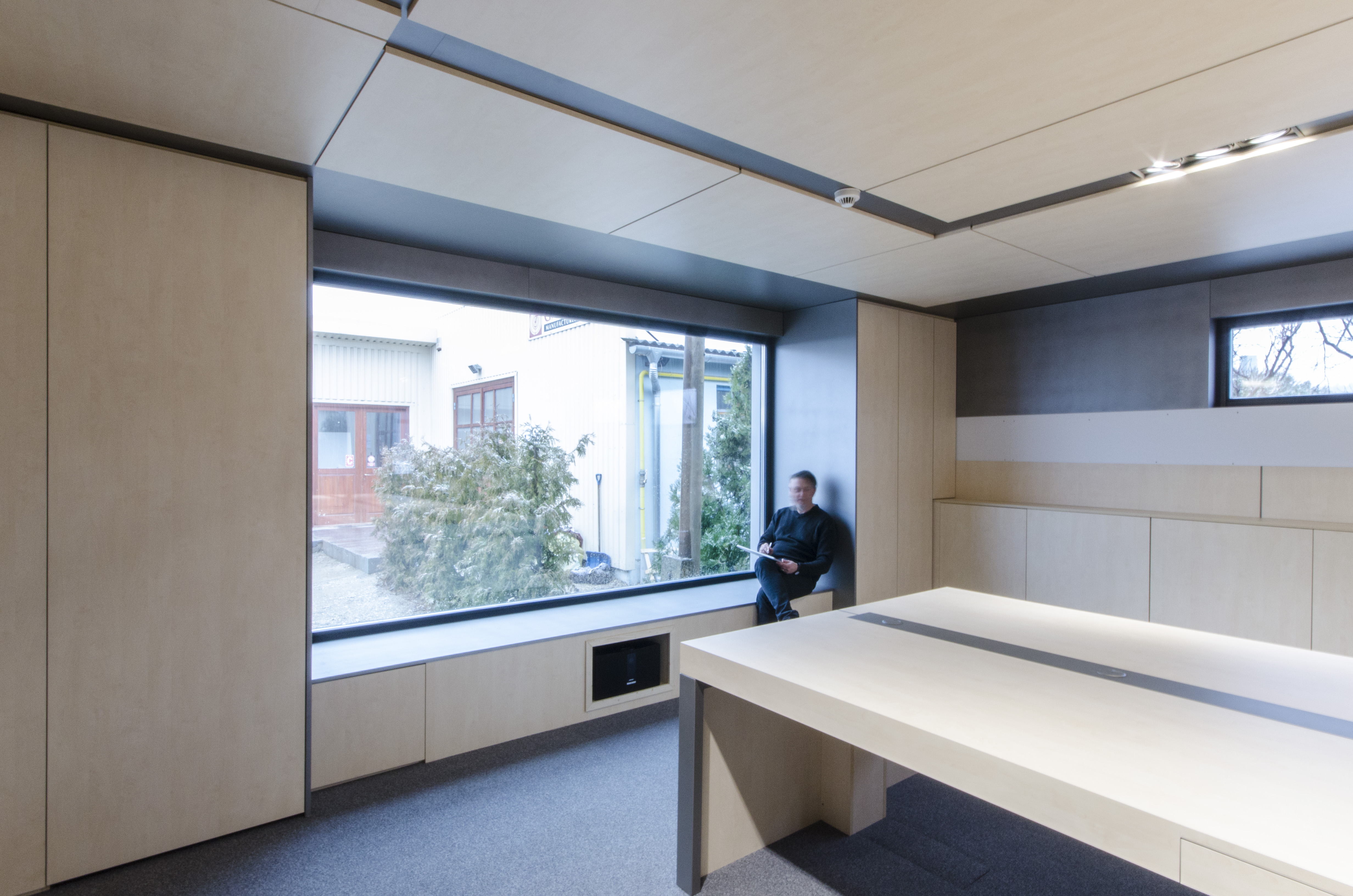 A completely demountable office space by Parasite Studio - Architizer