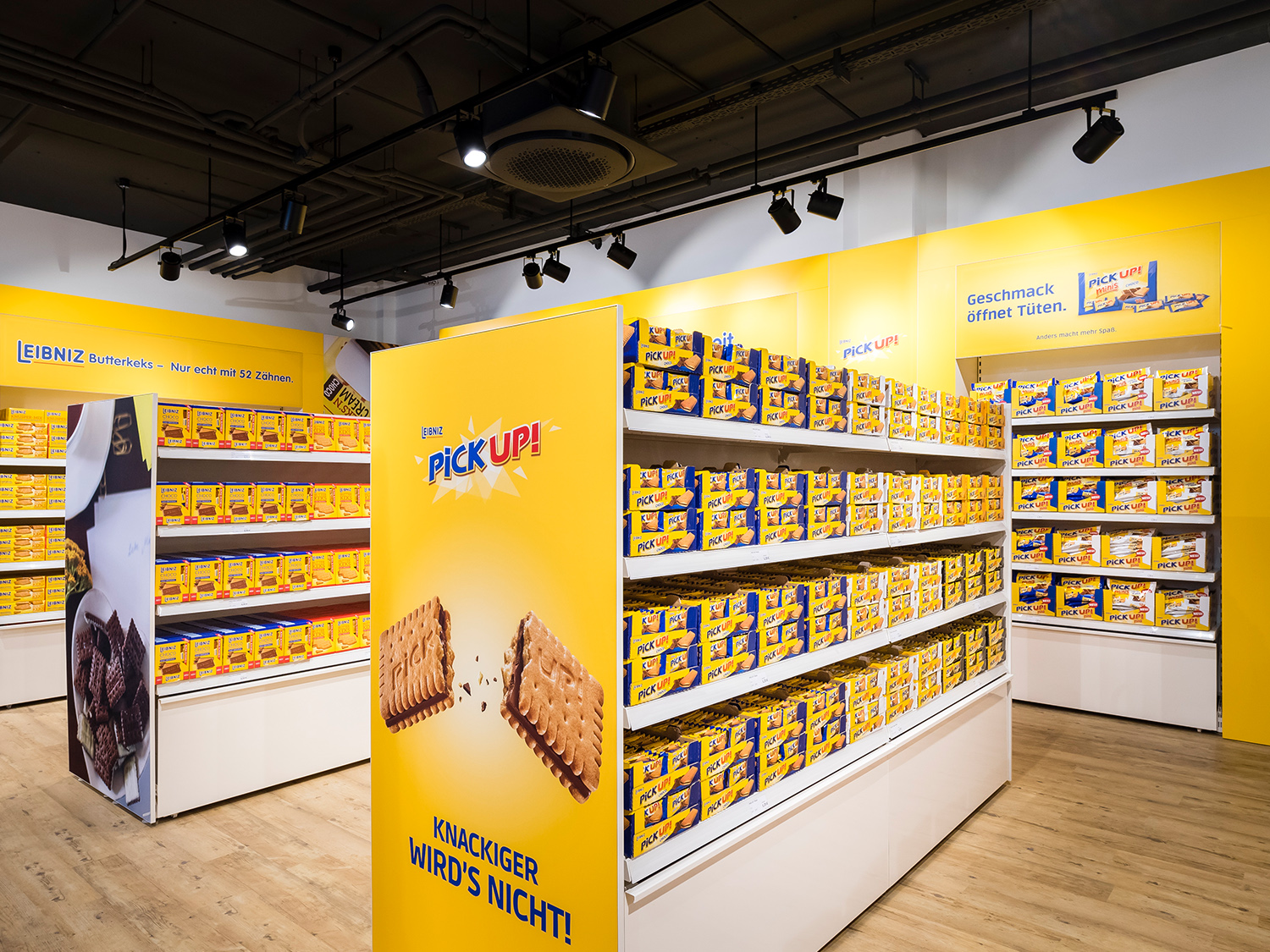 Idea 2543762: Bahlsen // Outlet Store by DFROST – Retail Identity in ...