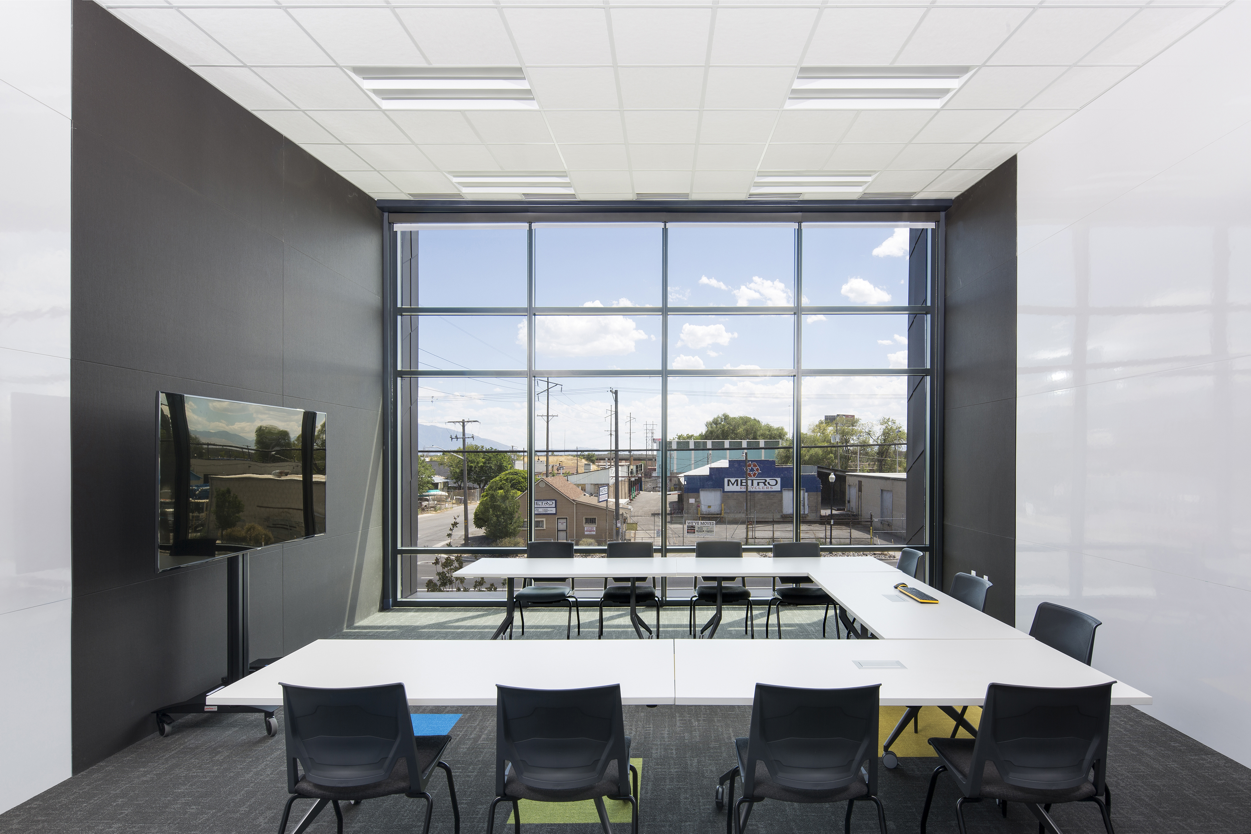 VOA Youth Resource Center by MHTN Architects - Architizer