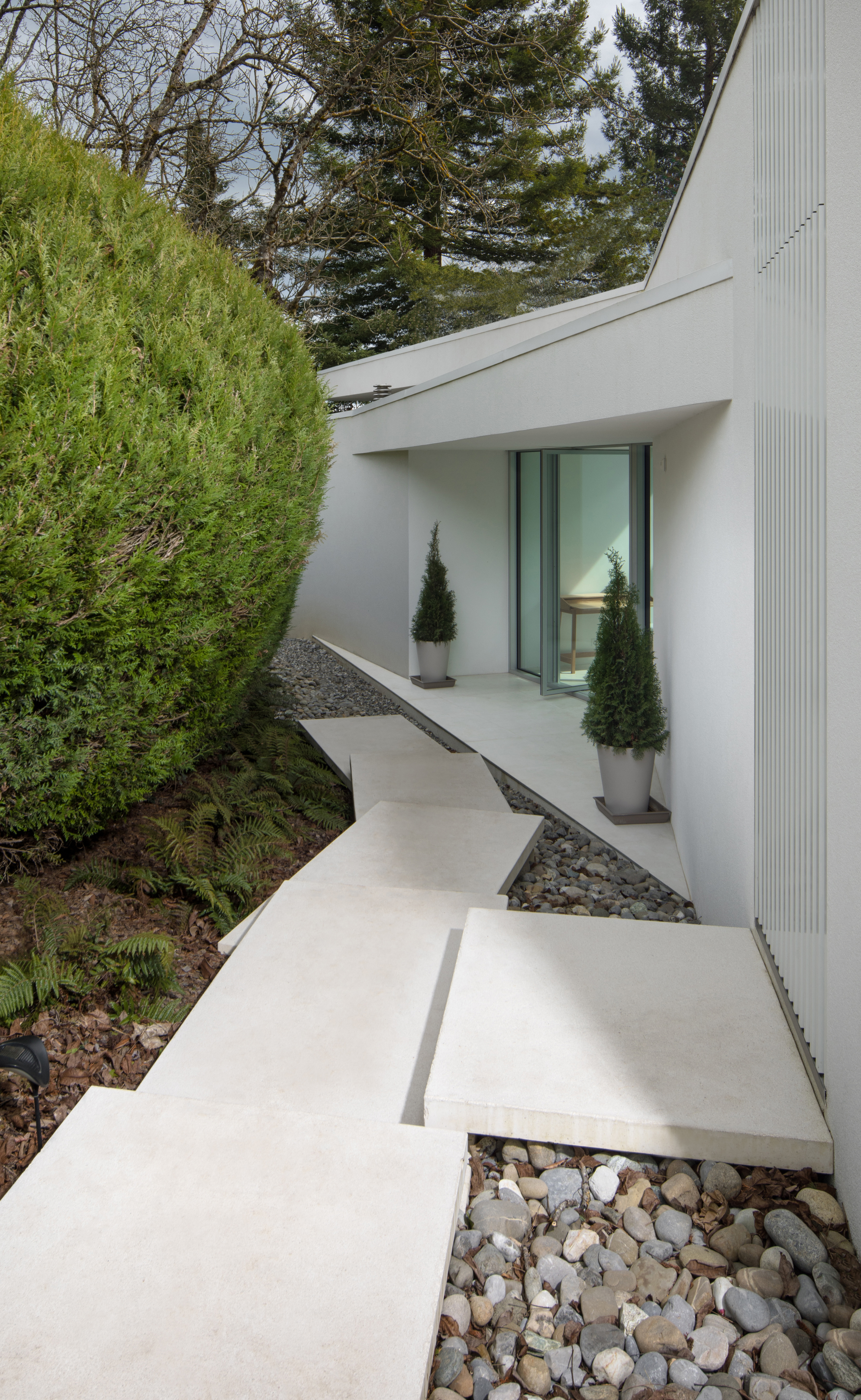 Sequoia House by Ganz Muller Architectes - Architizer