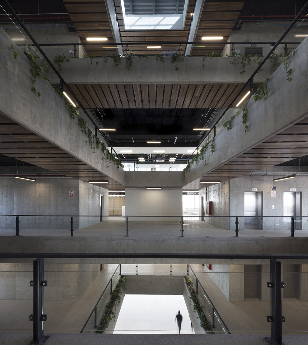 NRFM Nissan Renault Finance Mexico by Dellekamp - Architizer