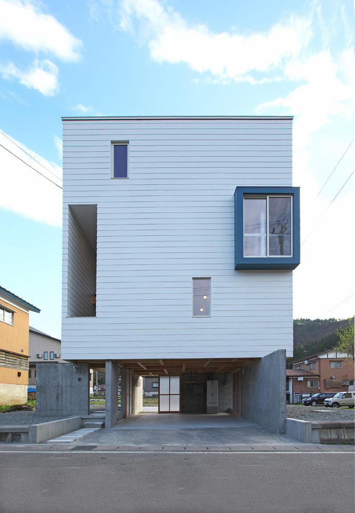 tomi house by EA Research and Design Office / Takeru Shoji - Architizer