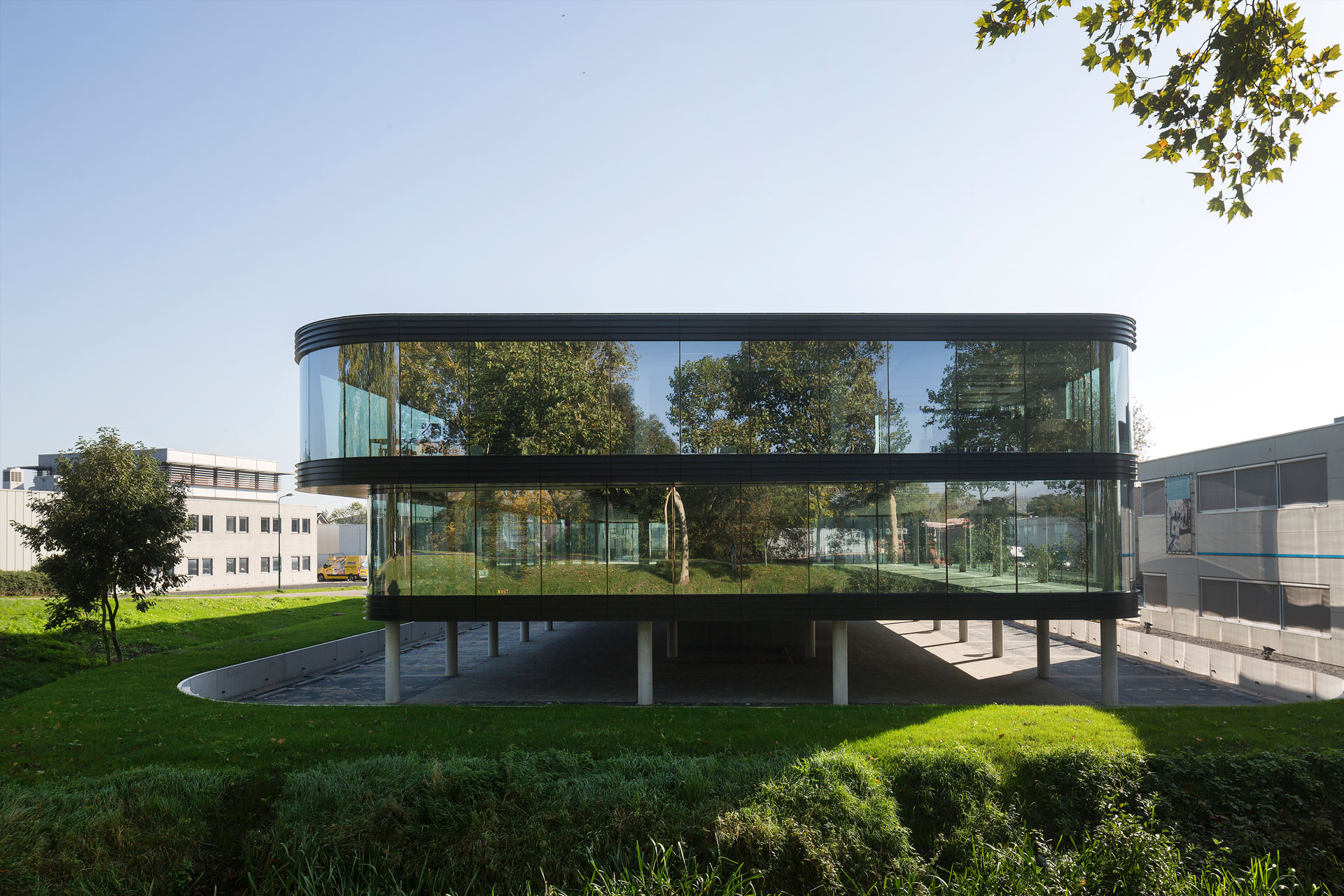 Idea 2570883: The Curve by EVA in IJsselstein, Netherlands - Architizer