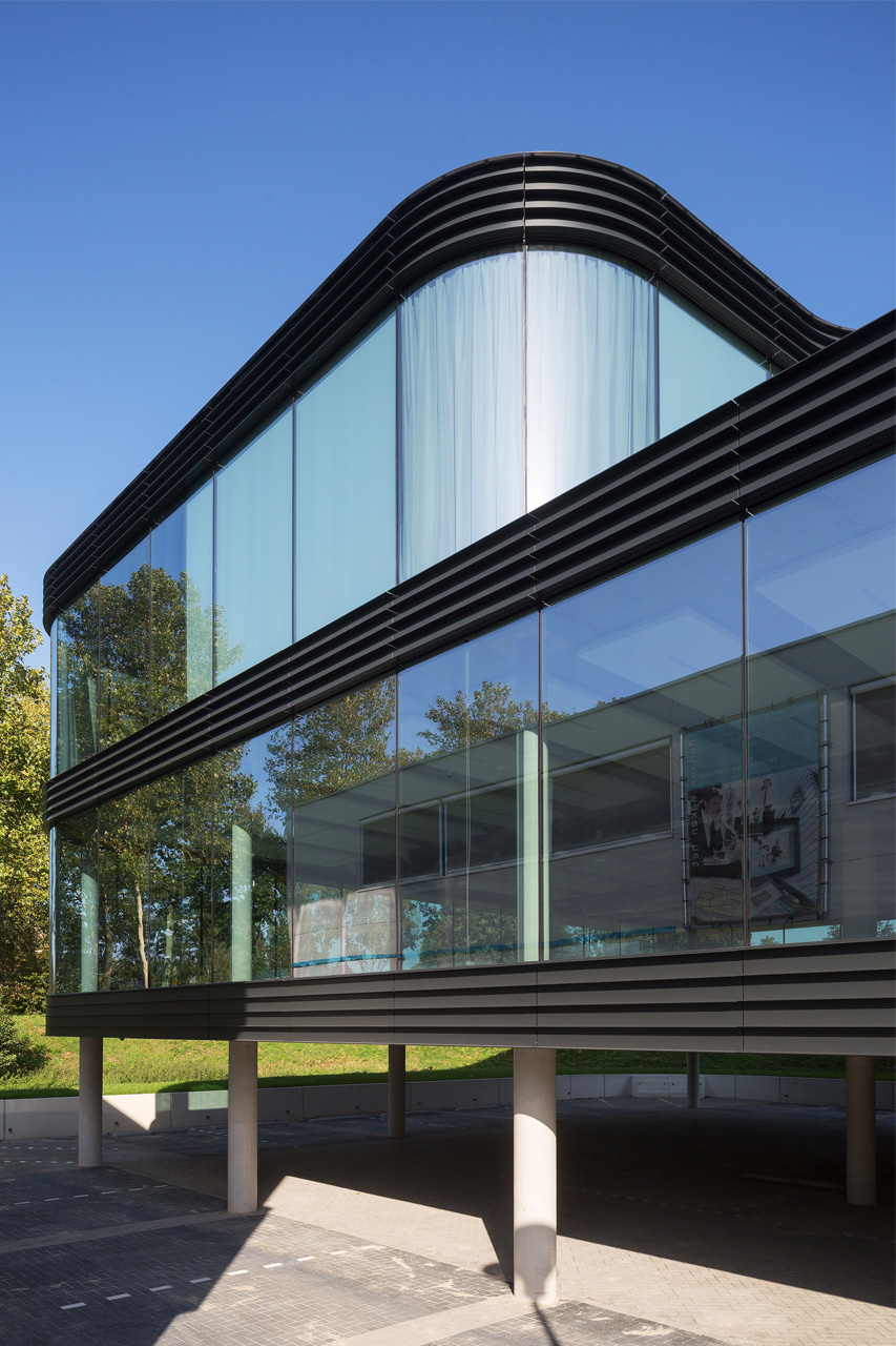 The Curve by EVA - Architizer