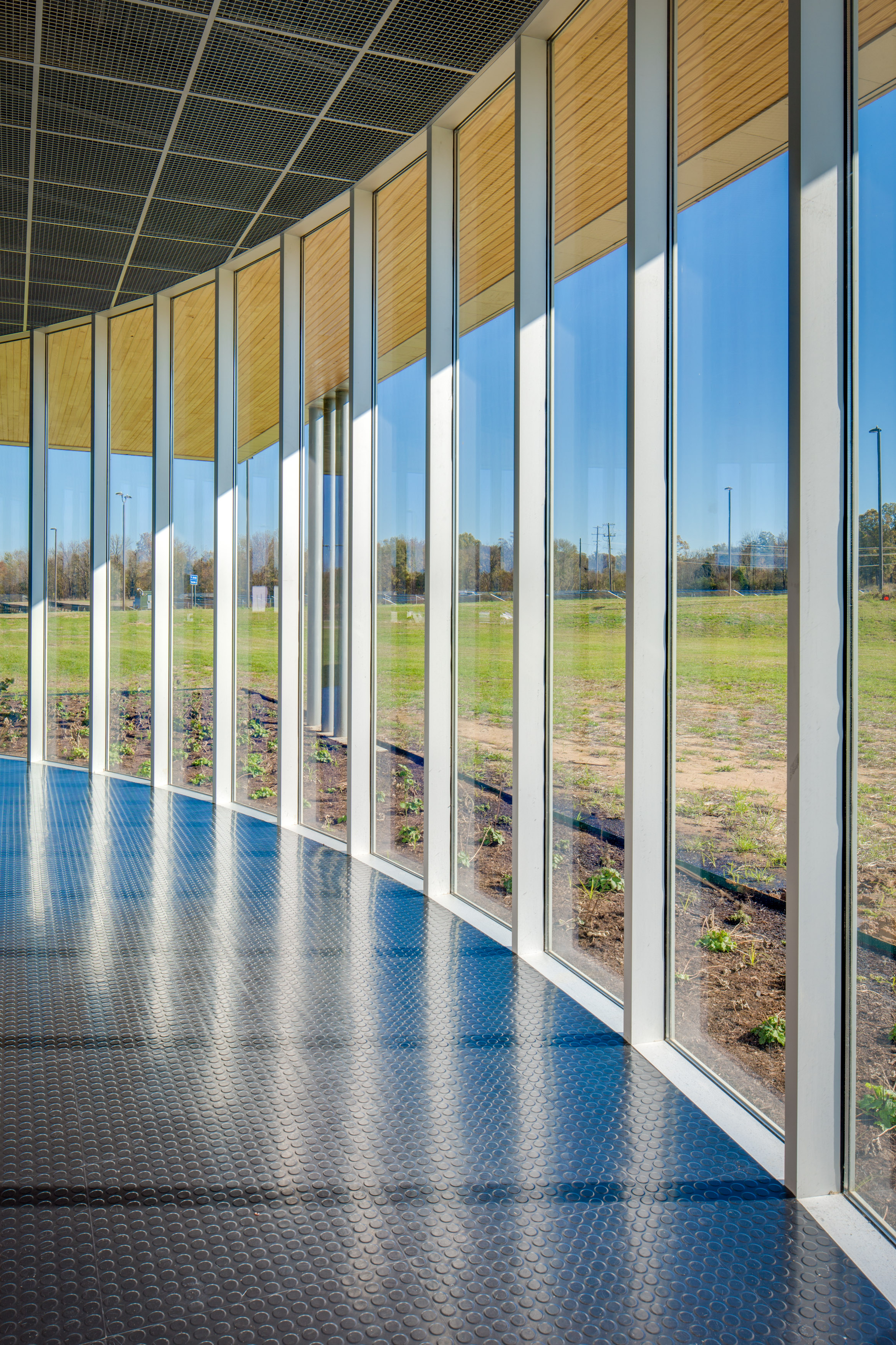 Idea 2577732: I-40 Solar Farm Information & Welcome Center by ANF ...