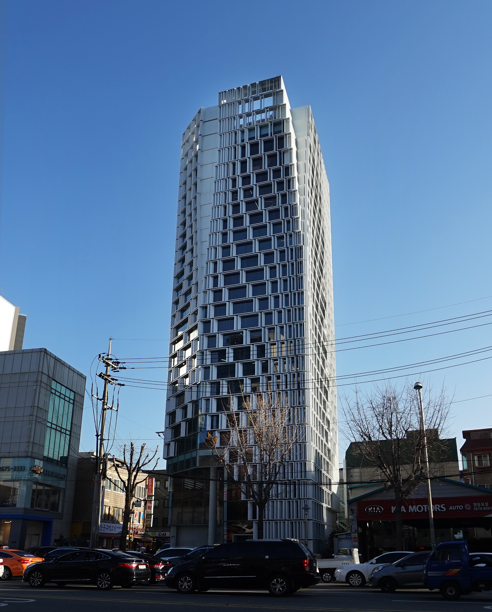 HiCC Ent. Headquarter by LESS - Architizer