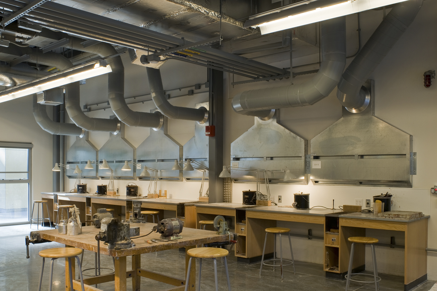 COMMUNITY COLLEGE: FINE ARTS BUILDING by Marcy Wong Donn Logan ...