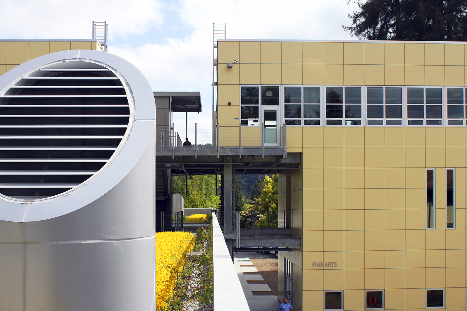 COMMUNITY COLLEGE: FINE ARTS BUILDING by Marcy Wong Donn Logan ...