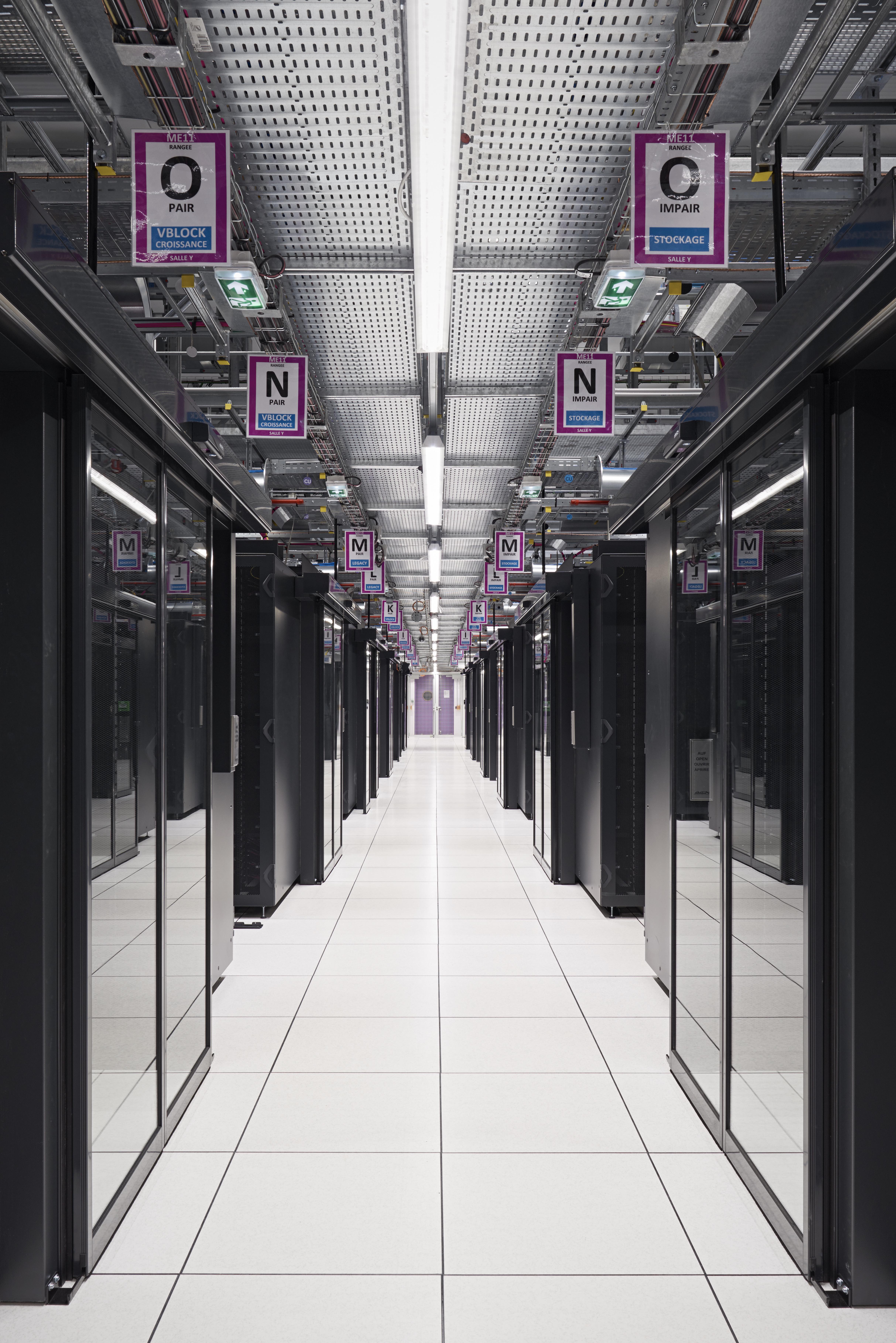 BANK DATA CENTER by ENIA ARCHITECTES - Architizer