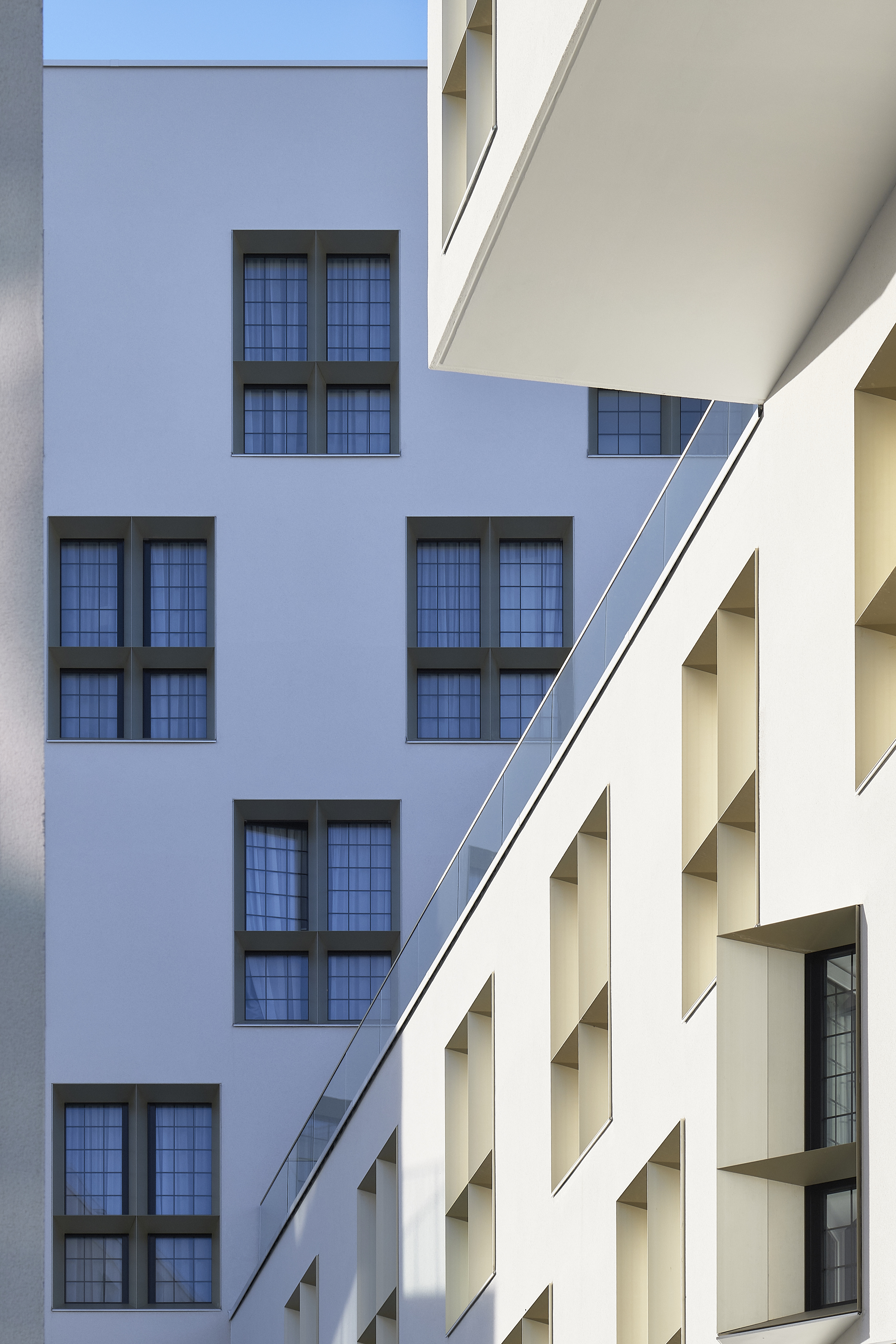 Researchers residence & 33 housing by Antonini Darmon Architects ...