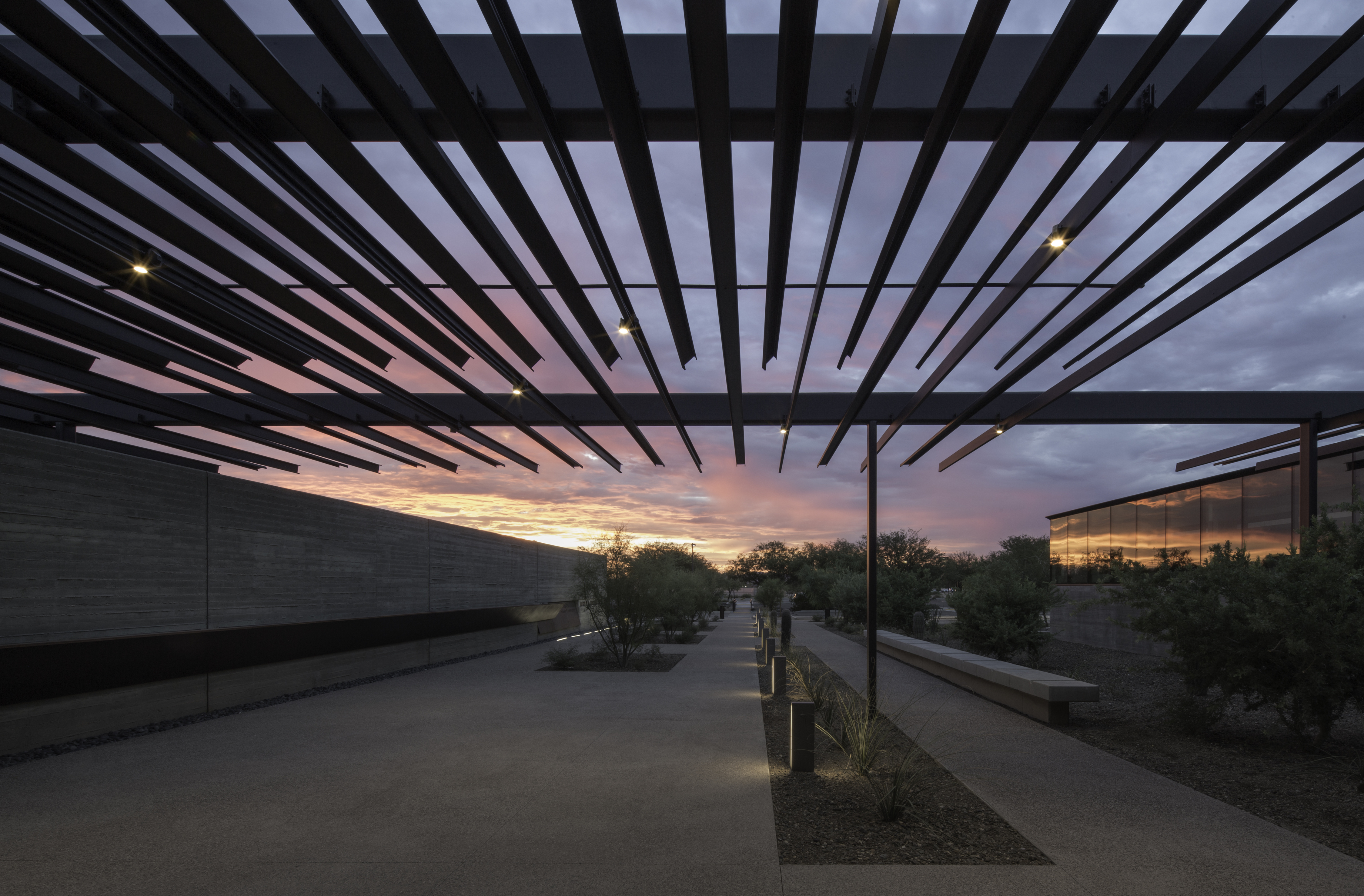 Salt River Pima-Maricopa Indian Community Justice Center by Multistudio ...