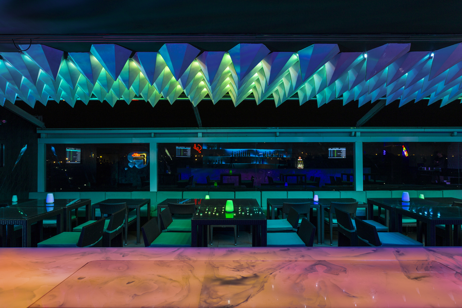 Fluid Bar Exchange by Studio Ardete - Architizer