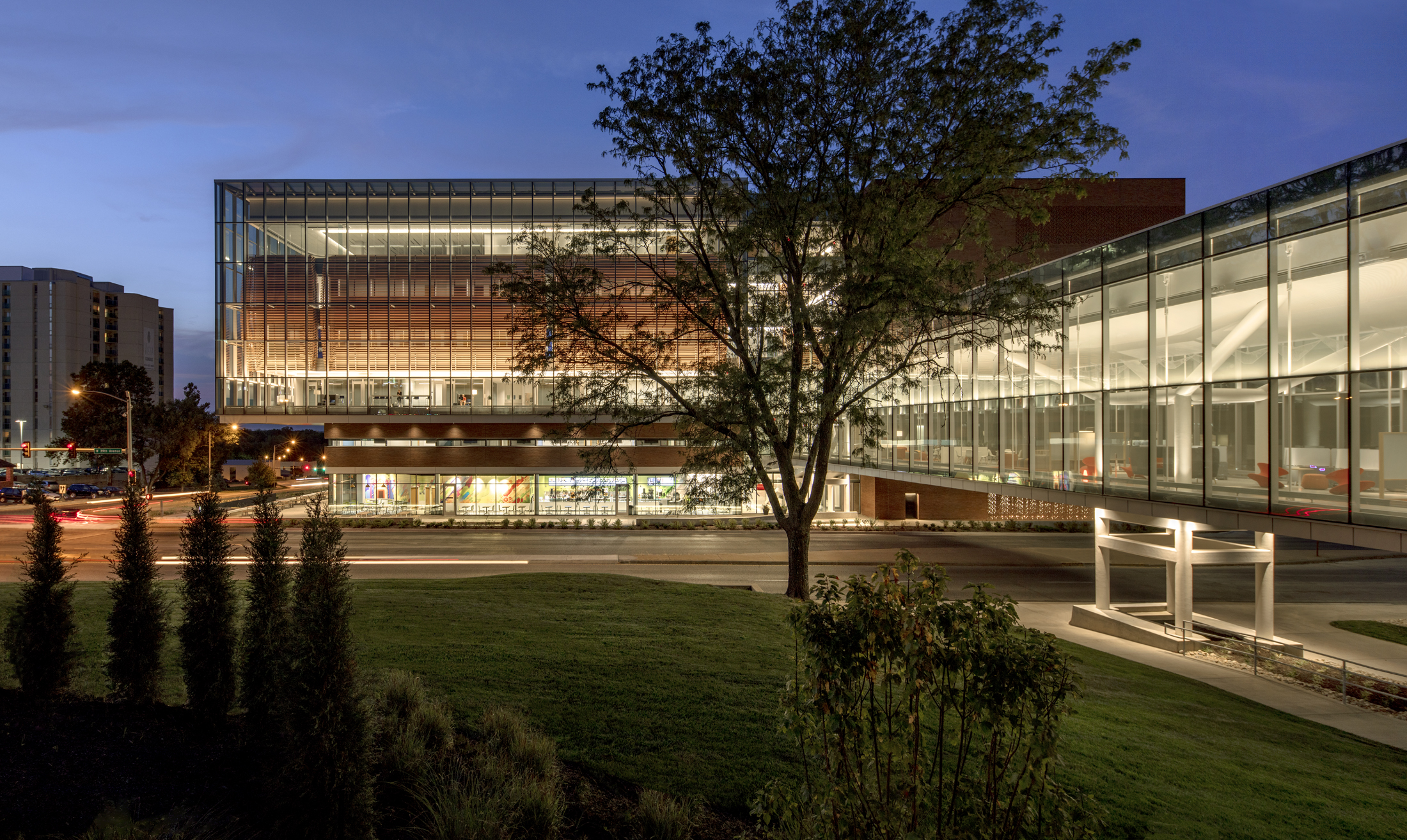 University of Kansas Medical Center, Health Education Building by Helix ...