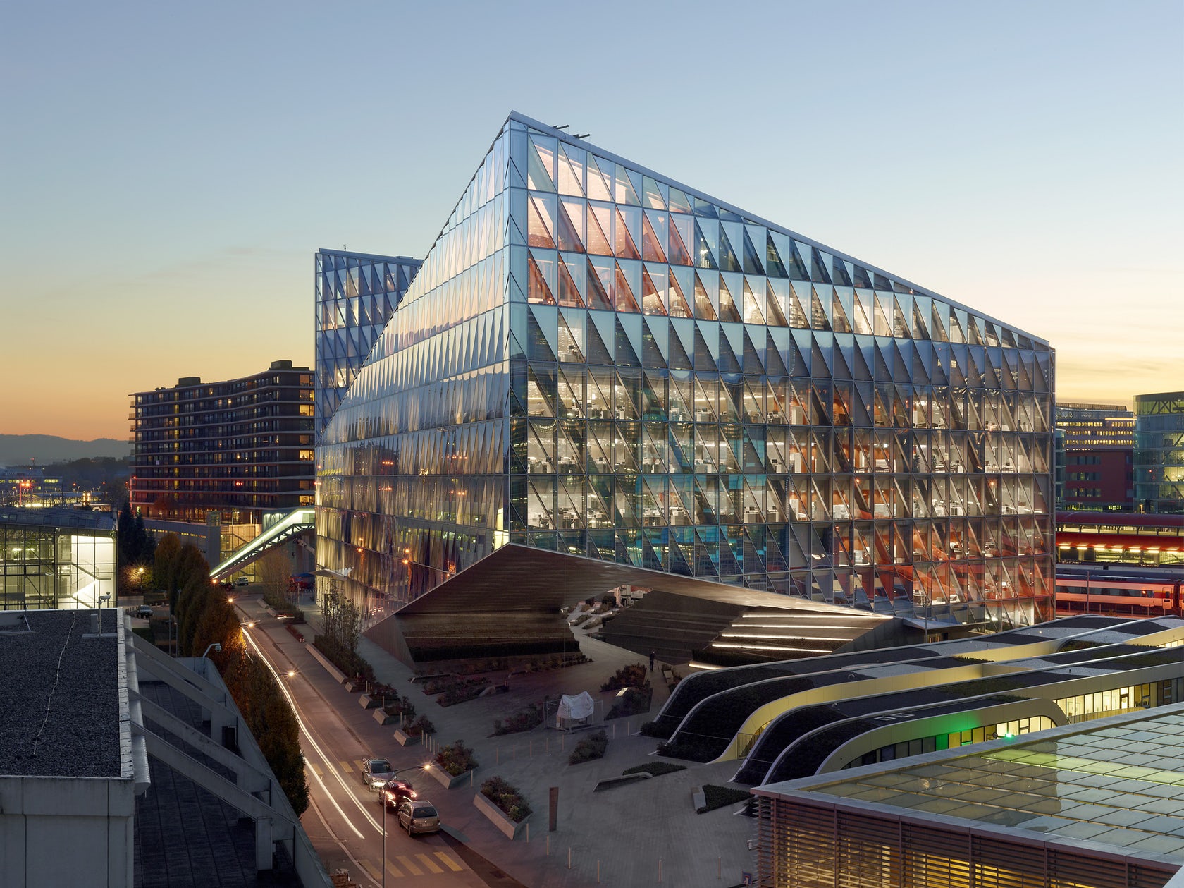 JTI Headquarters by Skidmore, Owings & Merrill (SOM) - Architizer