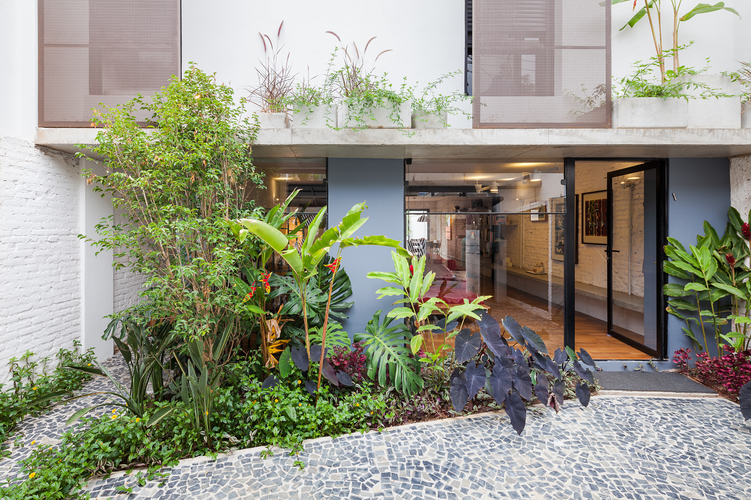 FK House by COA Associados - Architizer