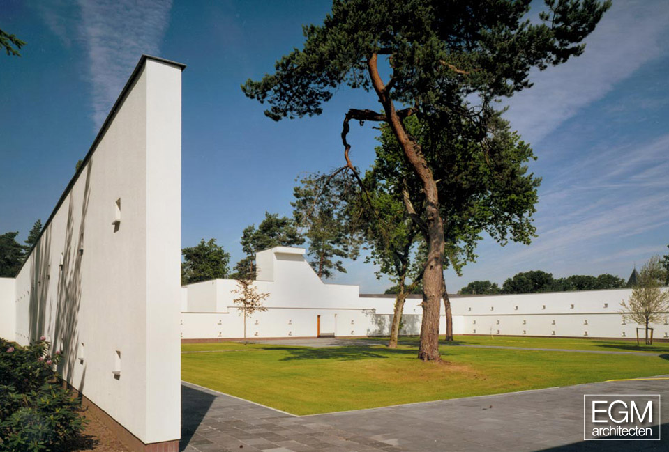 RUSTHOF CREMATORIUM by EGM architects - Architizer