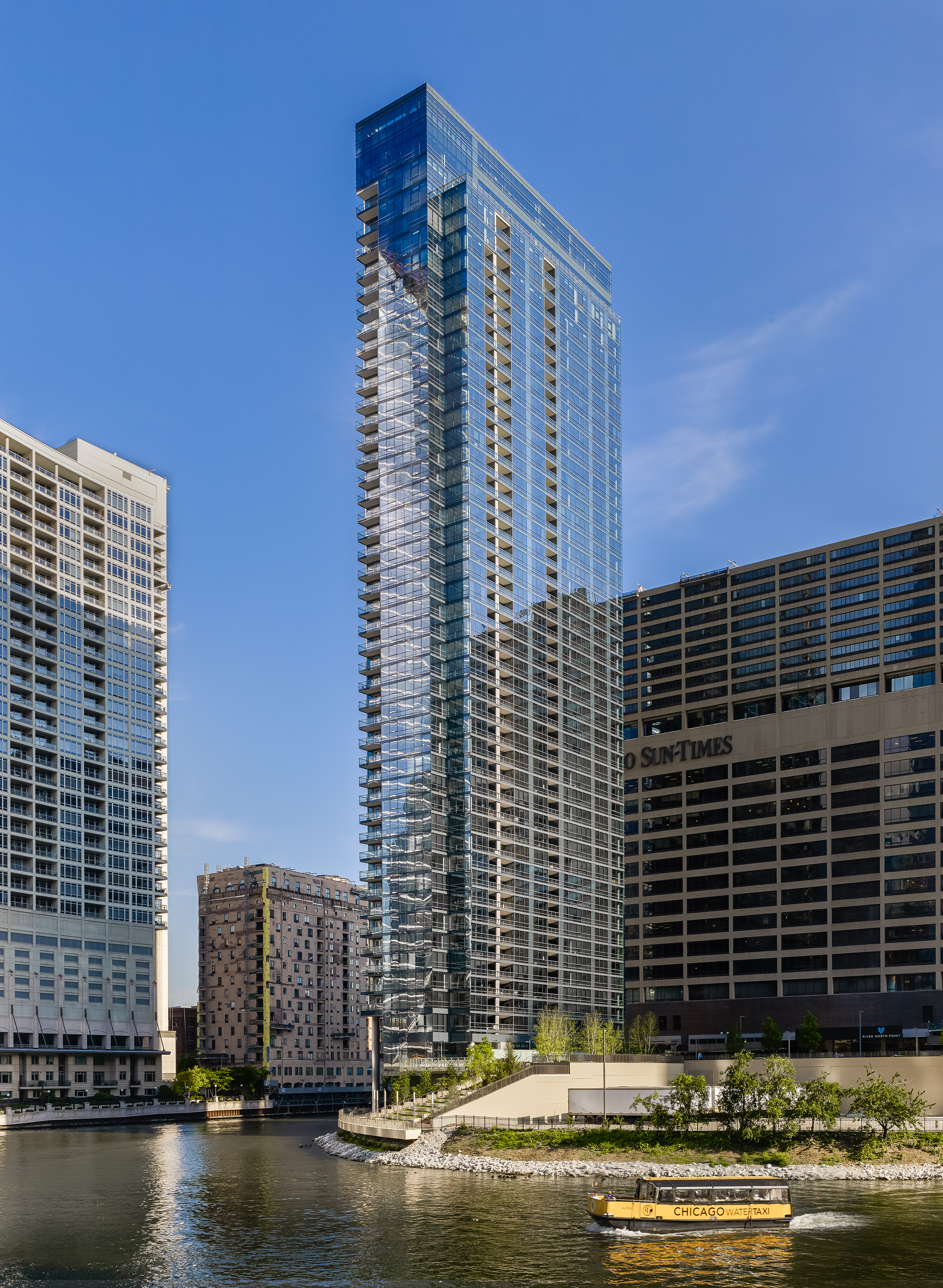 Idea 2630654: Wolf Point West by bKL Architecture in Chicago, United ...