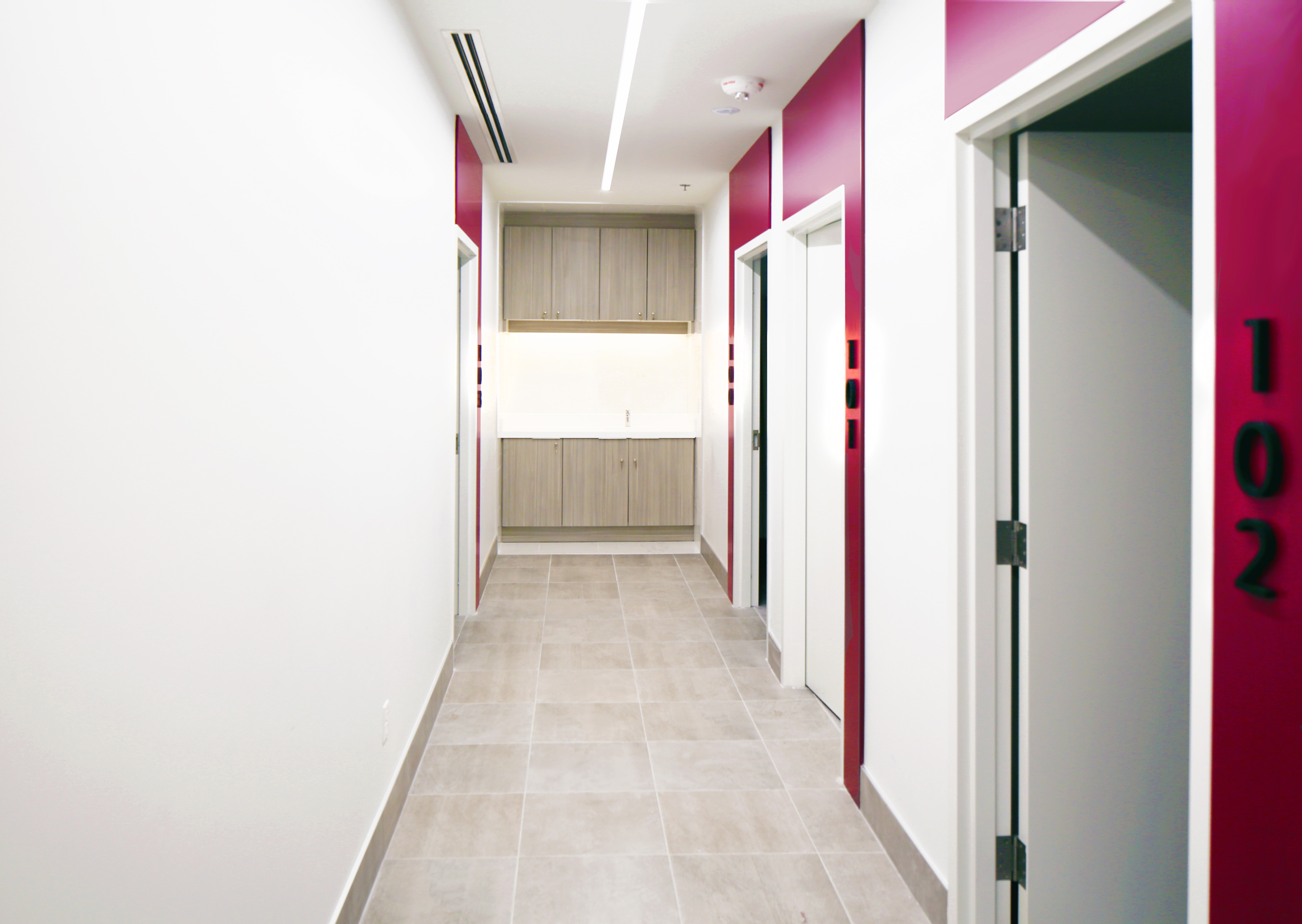 One Heart Care Diagnostic and Cardiac Centre by C& Partners Architects ...