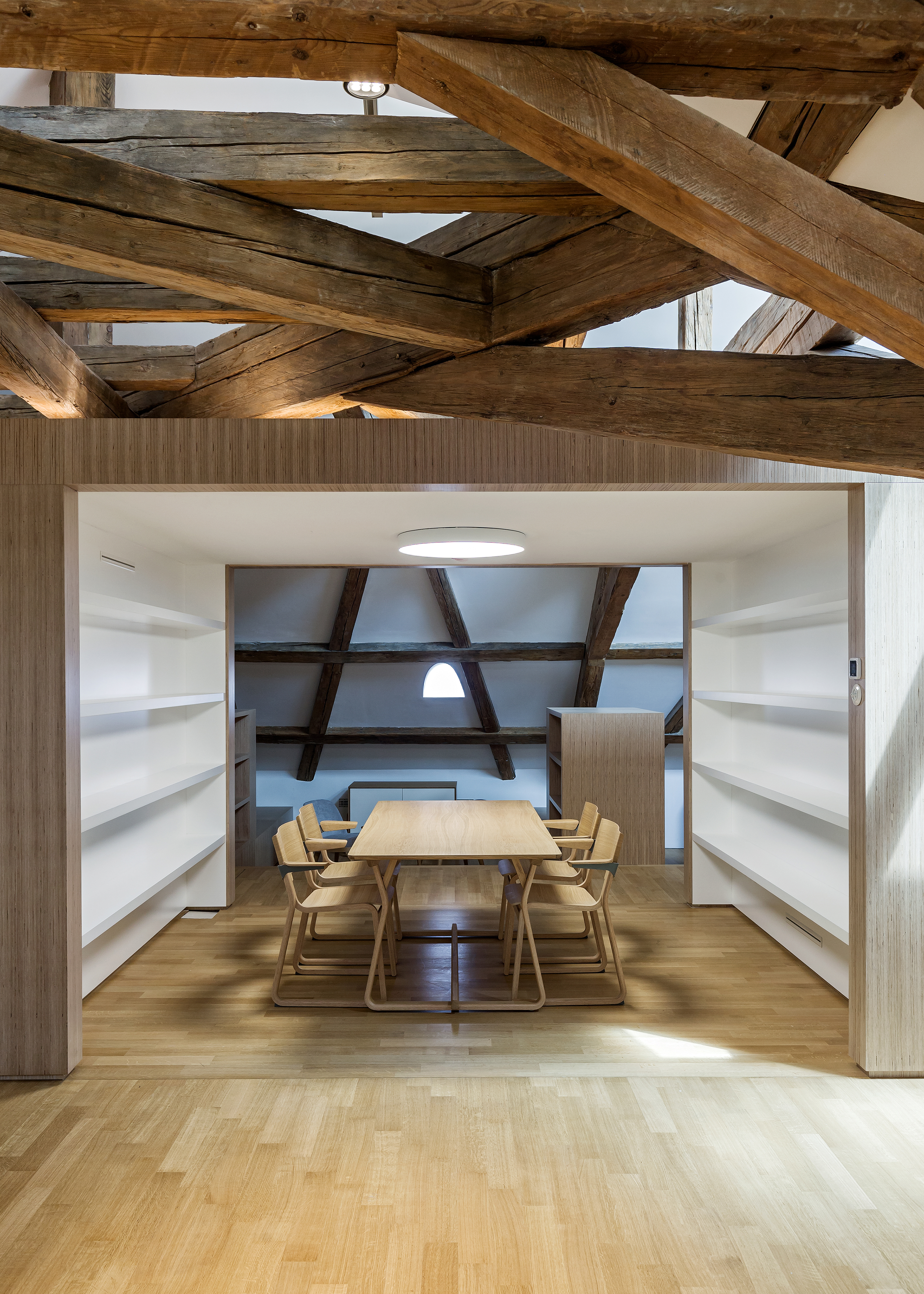 Recon­struction of historic Town Hall of Buda by Hetedik Műterem ...