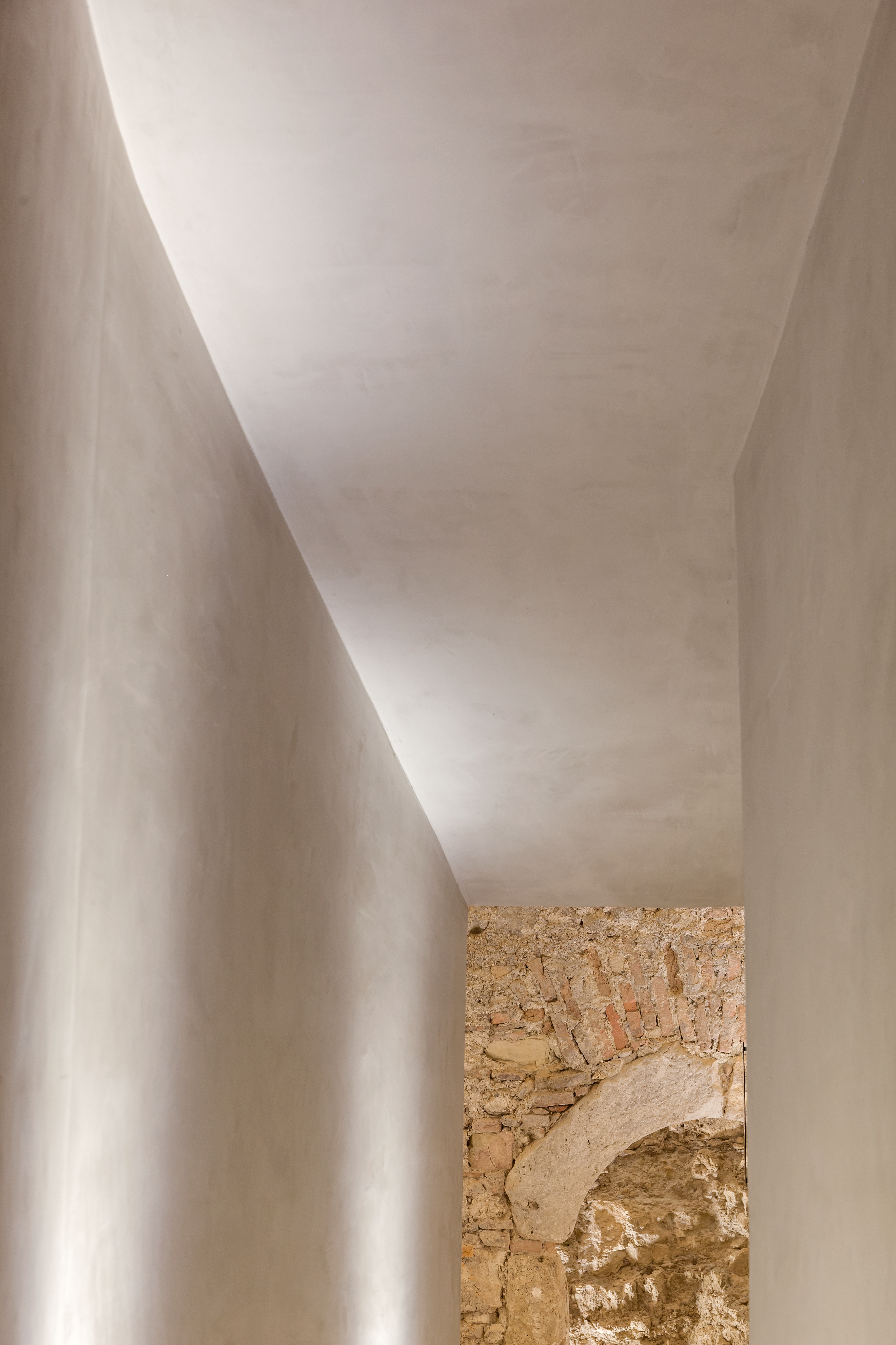 Recon­struction of historic Town Hall of Buda by Hetedik Műterem ...