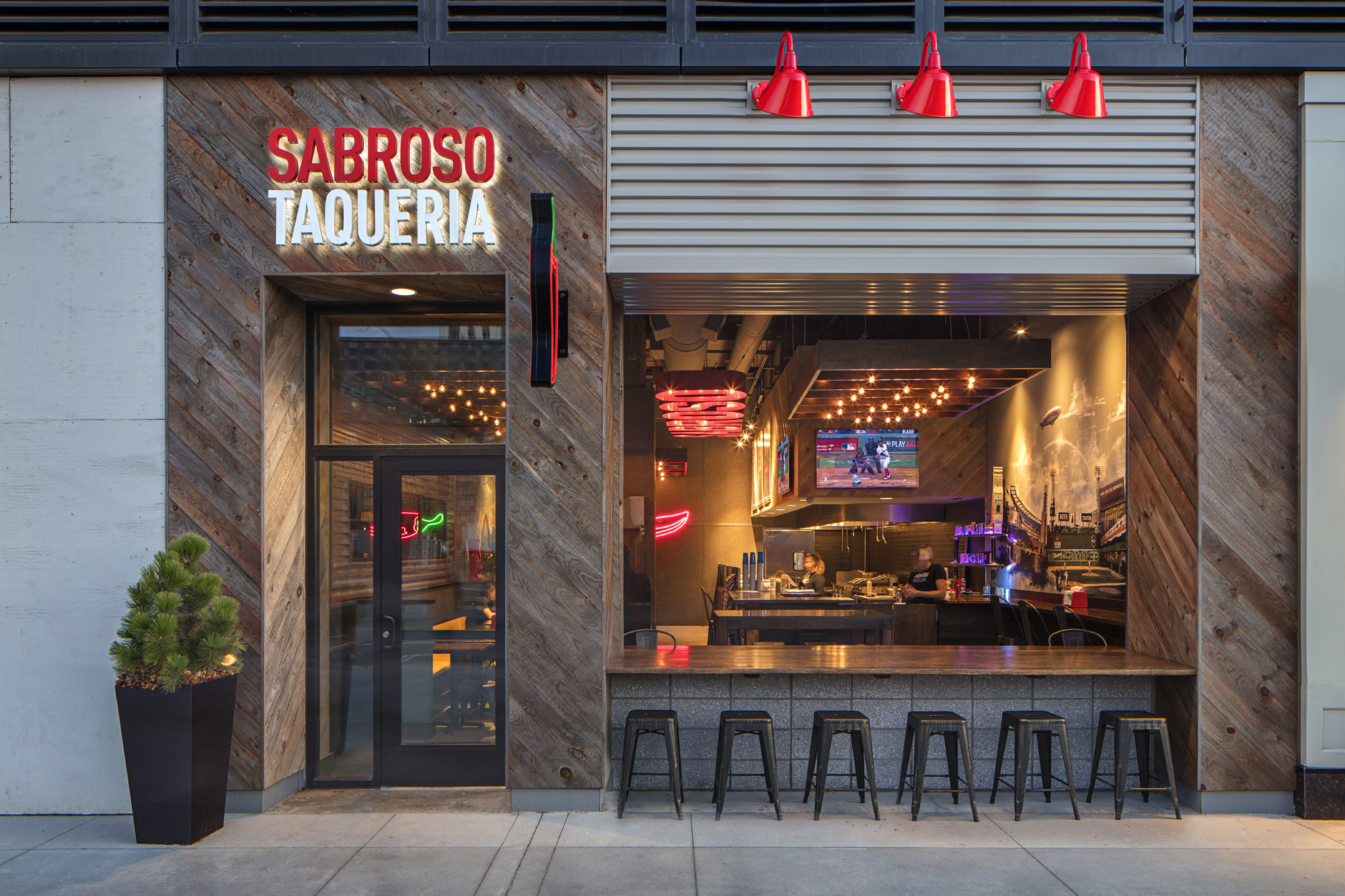 Sabroso Taqueria by Bergmeyer - Architizer