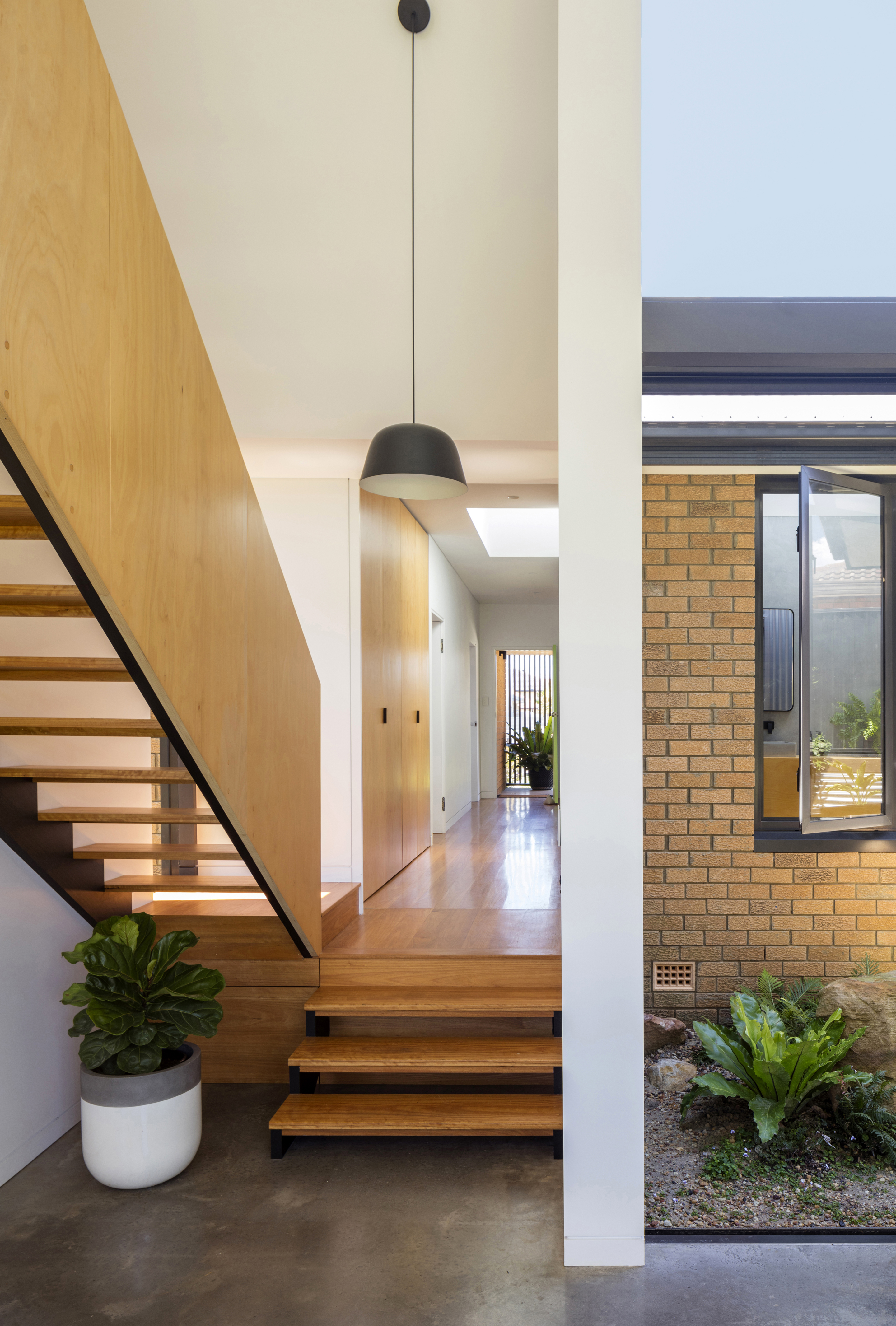 Binary House by Christopher Polly Architect - Architizer