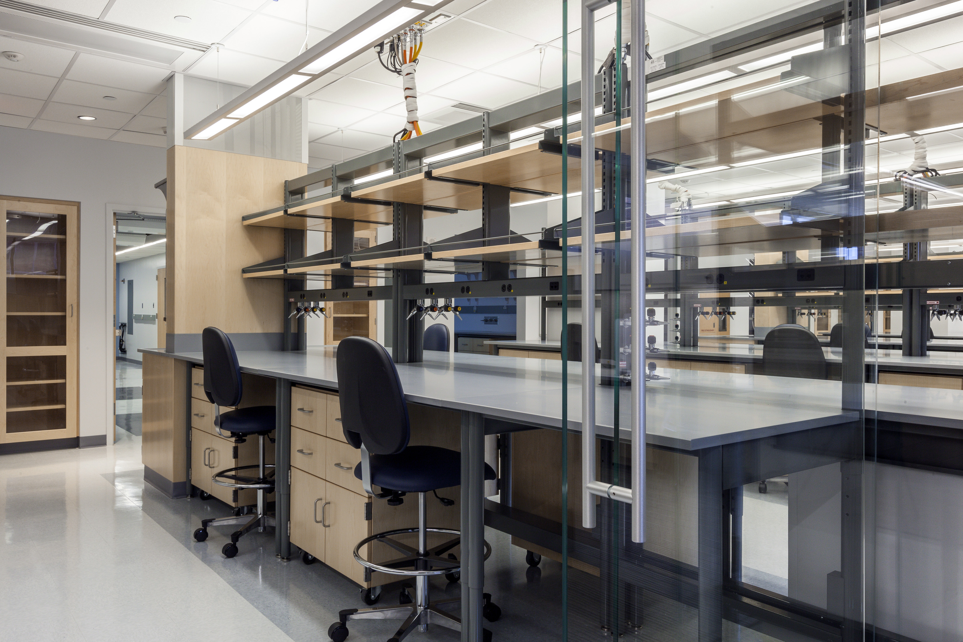 Biochemistry Laboratory Renovation by Blair + Mui Dowd Architects ...