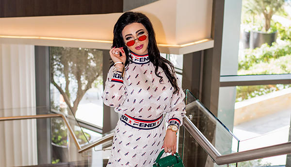 Splendid World Class Interior Design by LUXURY ANTONOVICH DESIGN ...