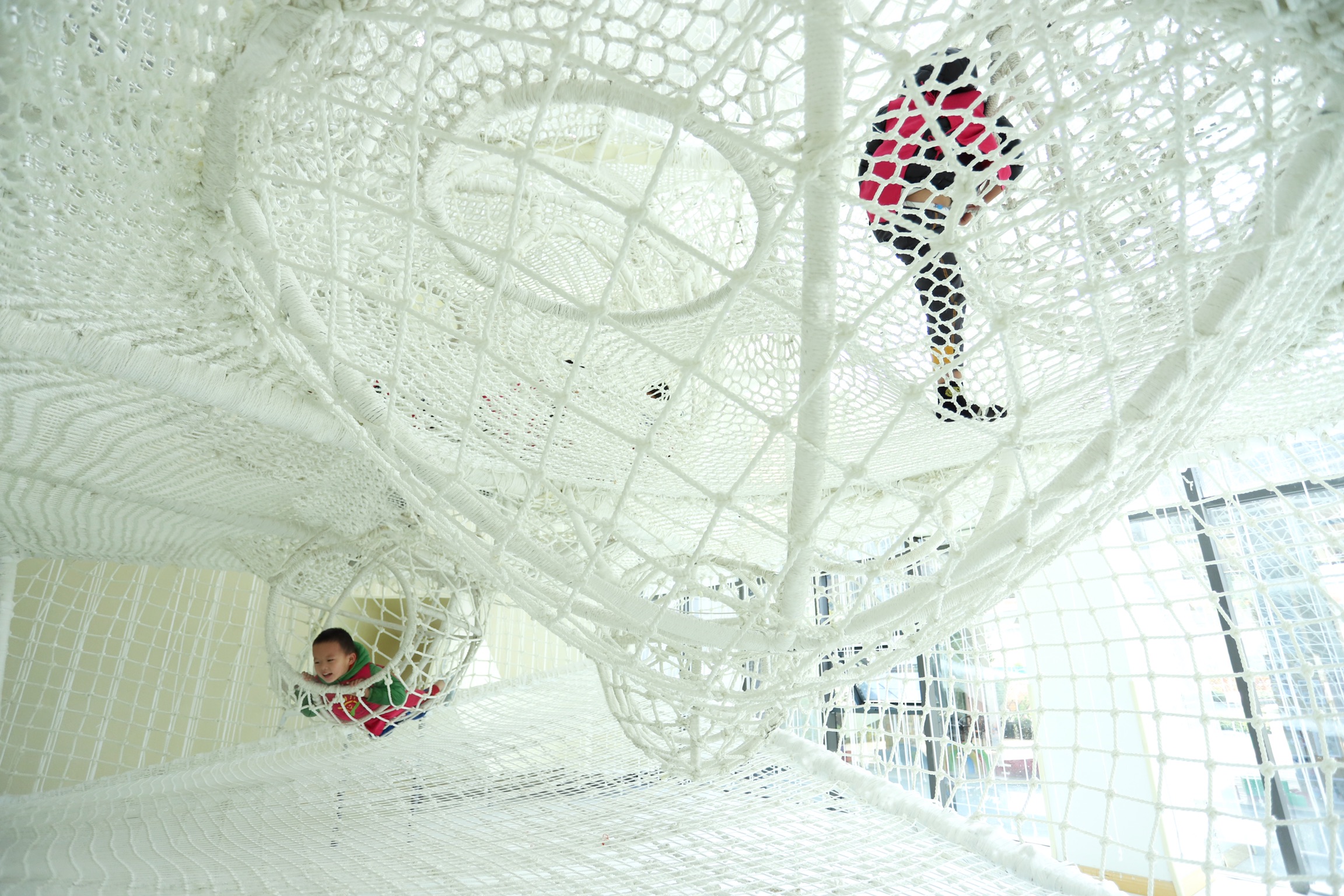 A walking box by unarchitecte - Architizer