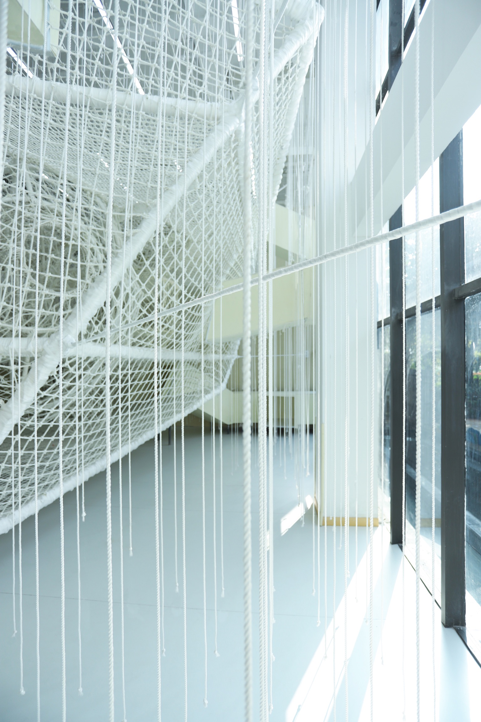 A walking box by unarchitecte - Architizer