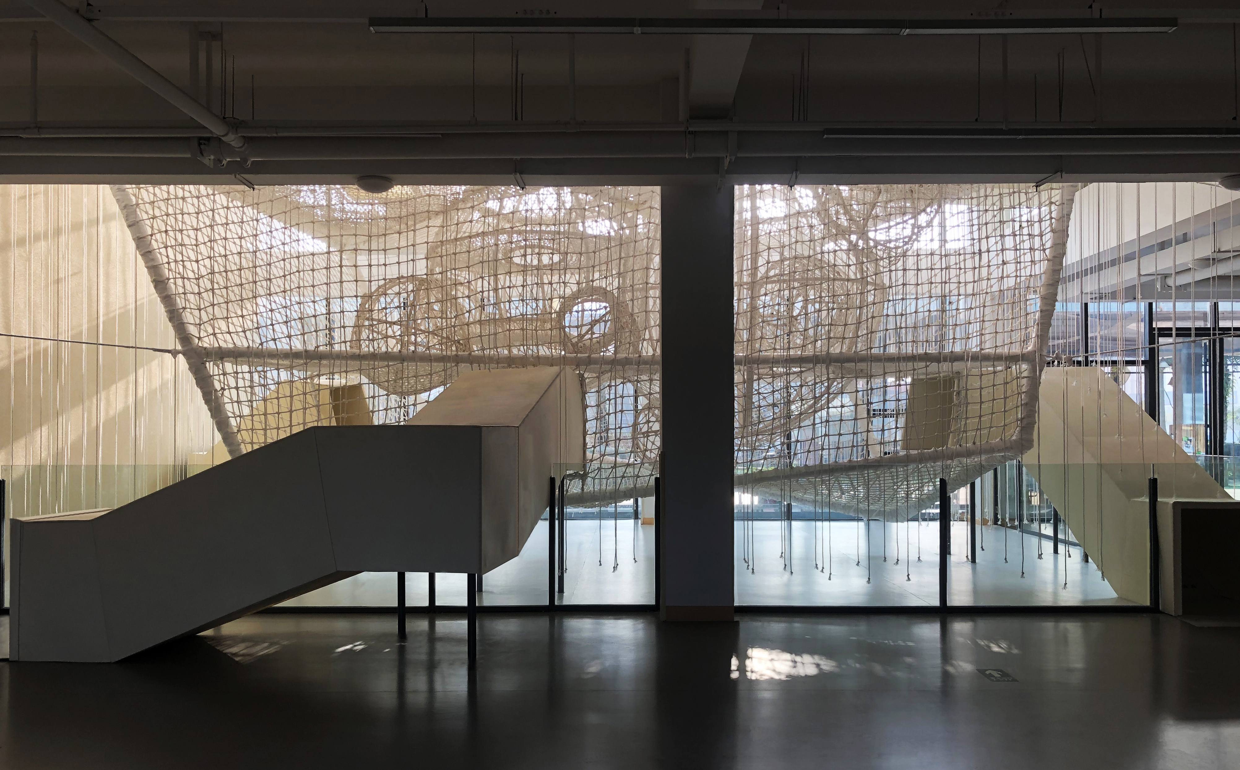 A walking box by unarchitecte - Architizer