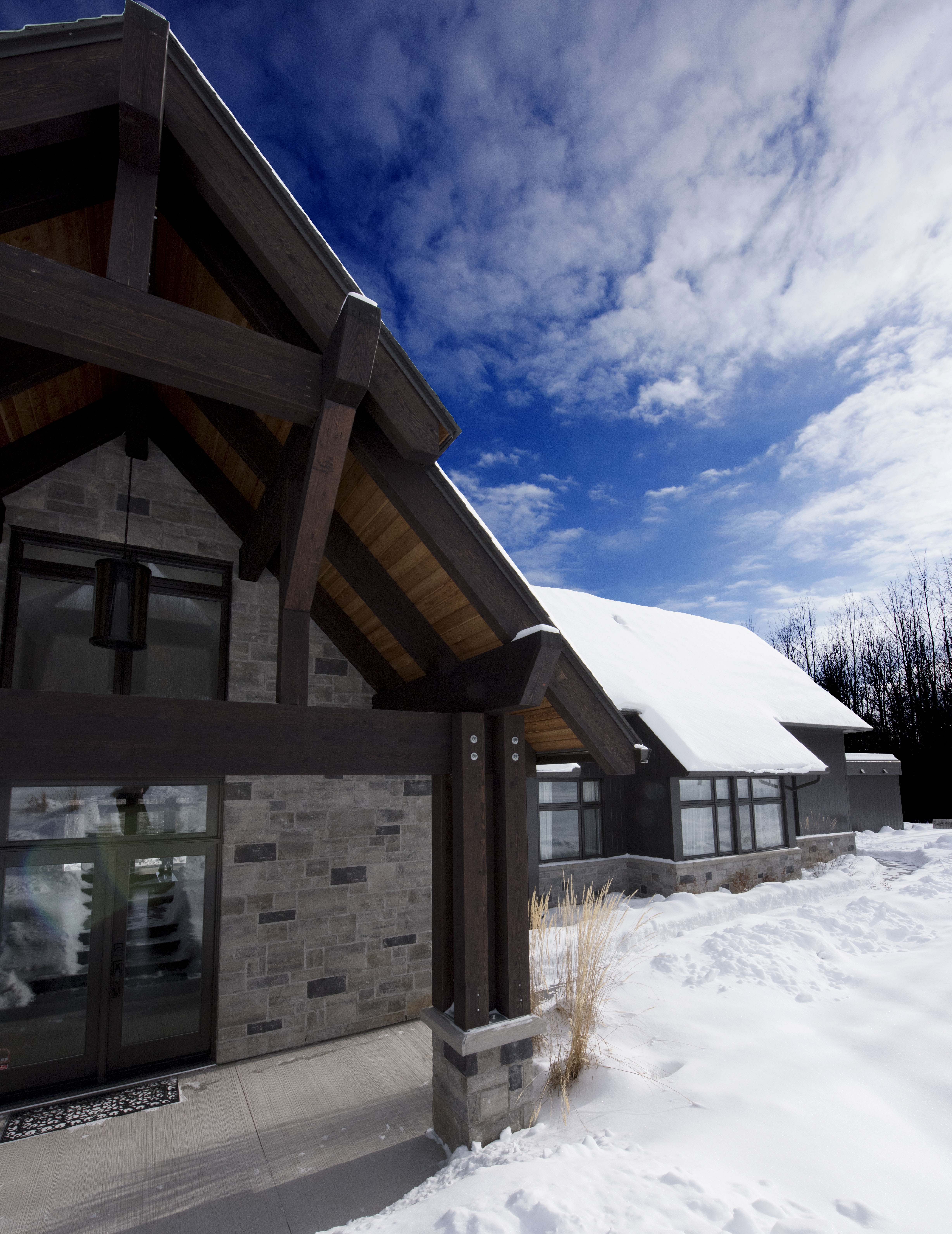 Maison Studio House by Larocque Elder Architects, Architectes Inc ...