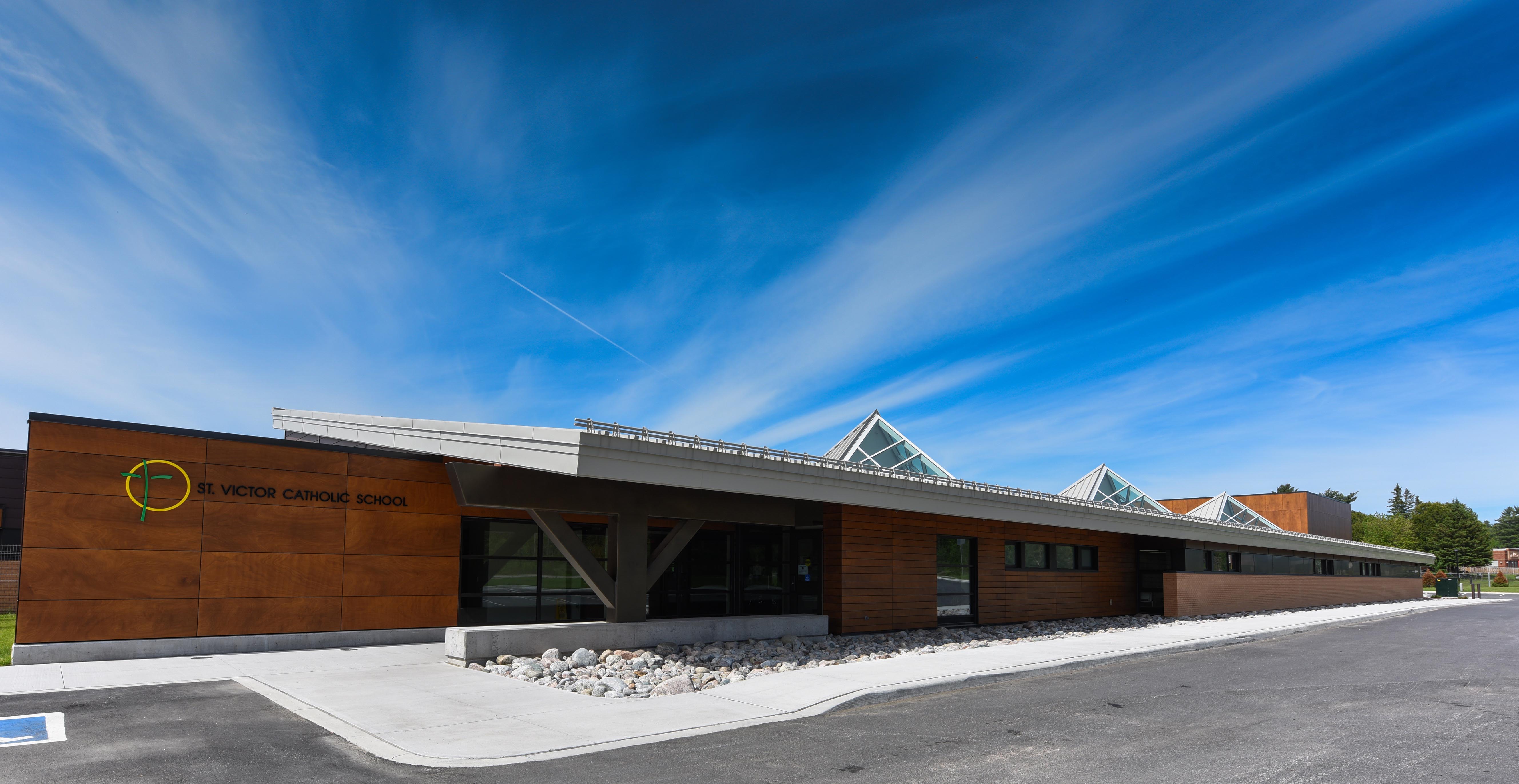 St. Victor Elementary School by Larocque Elder Architects, Architectes ...