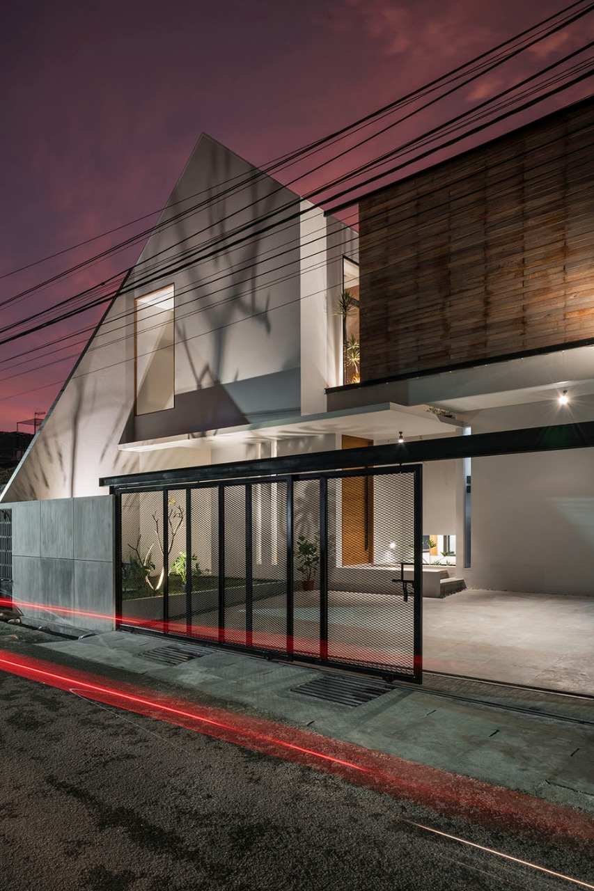 PRV A131 house by e.Re studio architects - Architizer