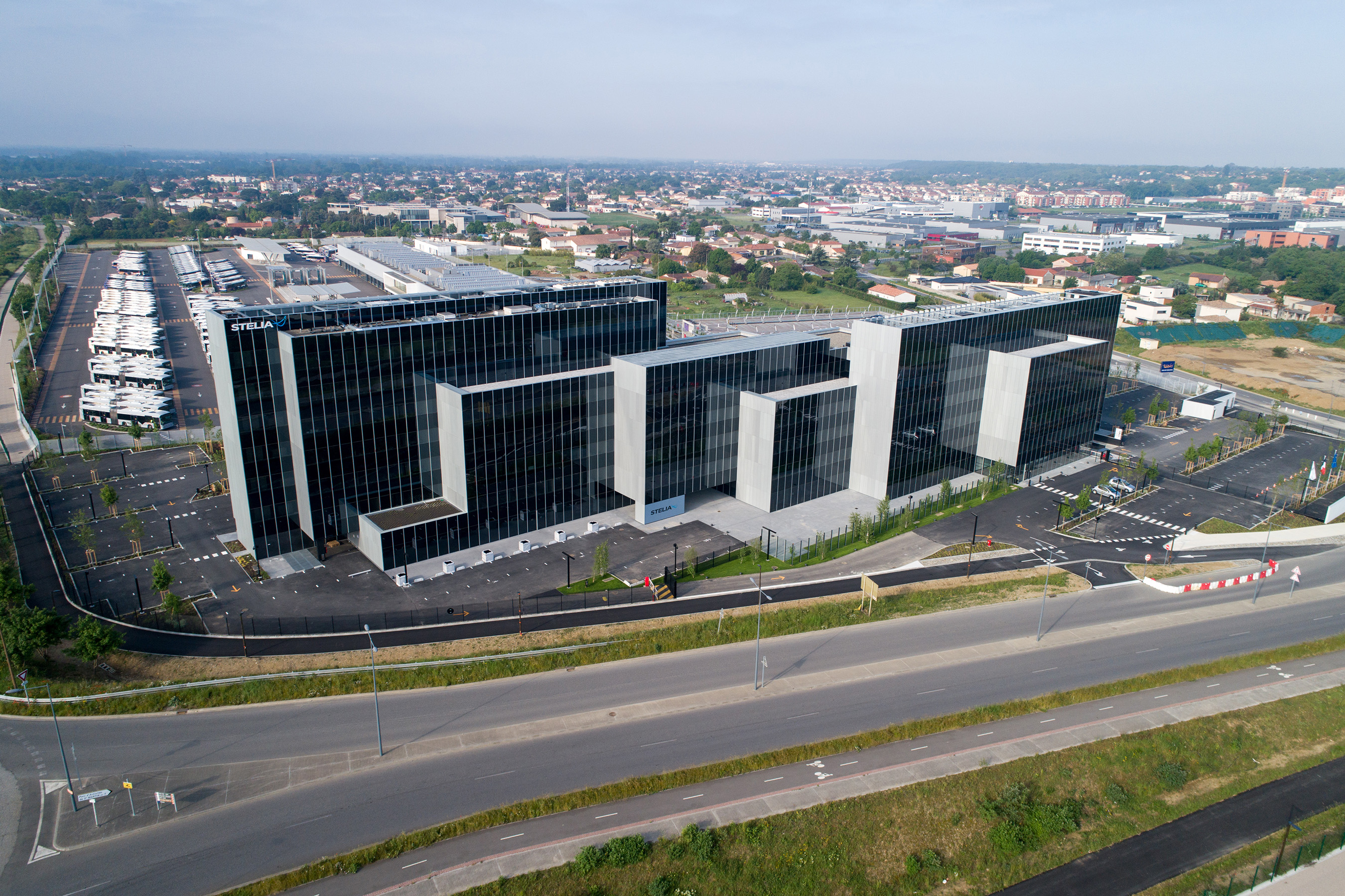 offices STELIA Aerospace by PPA architectures - Architizer
