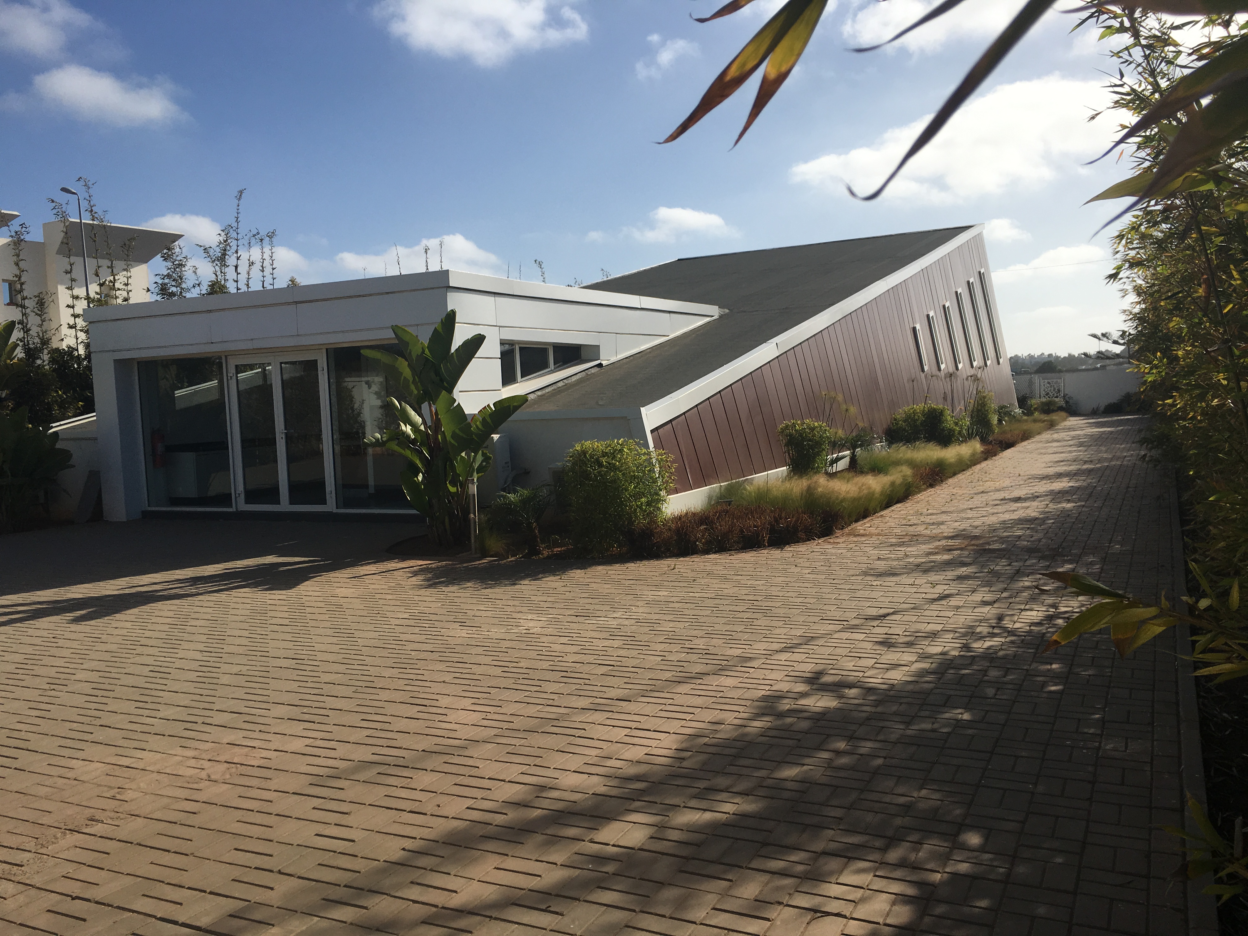 Show Room 10 Rajeb by Mamoun Sekkat - Architizer