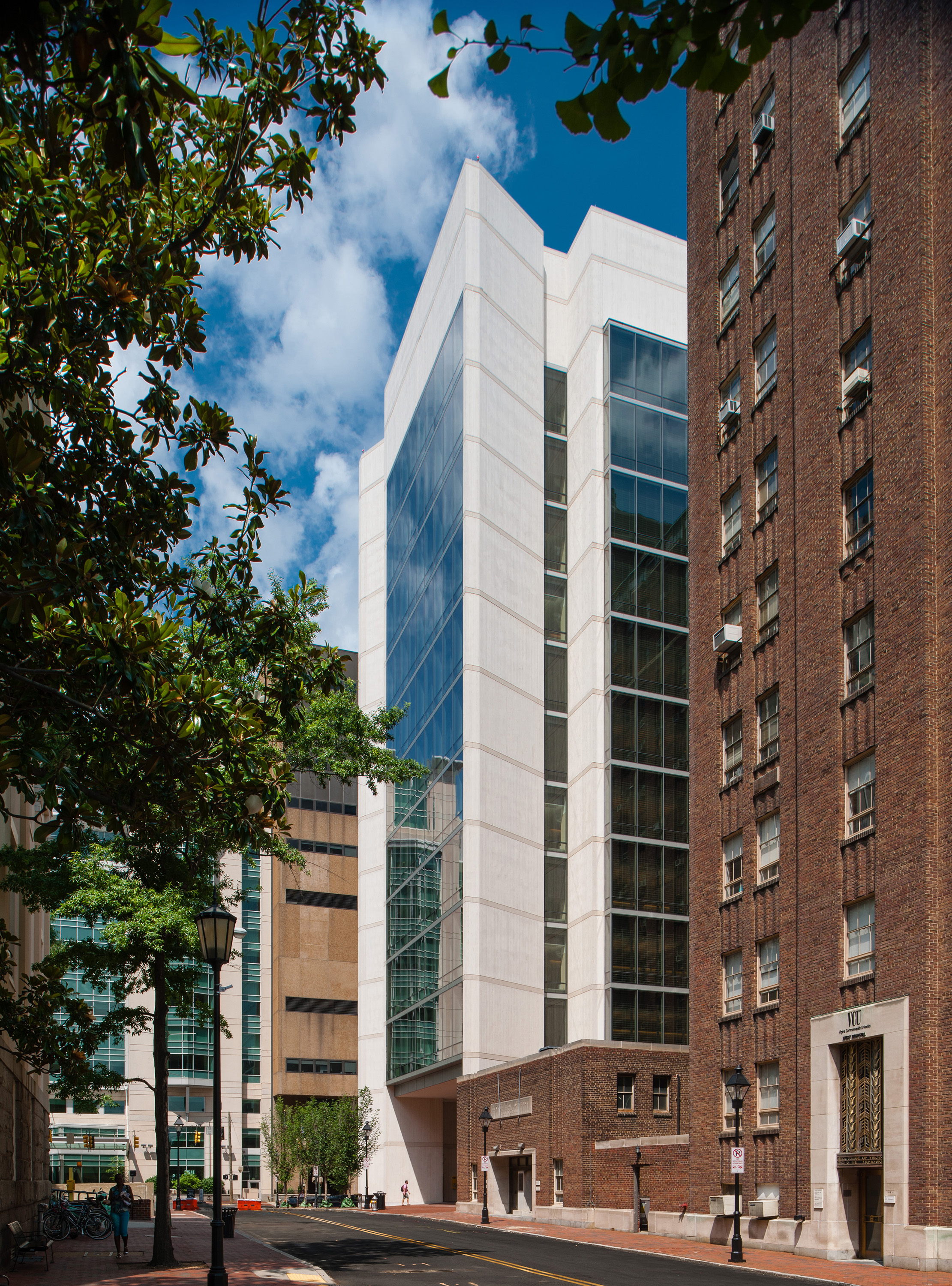 McGlothlin Medical Education Center, VCU by Pei Cobb Freed & Partners ...