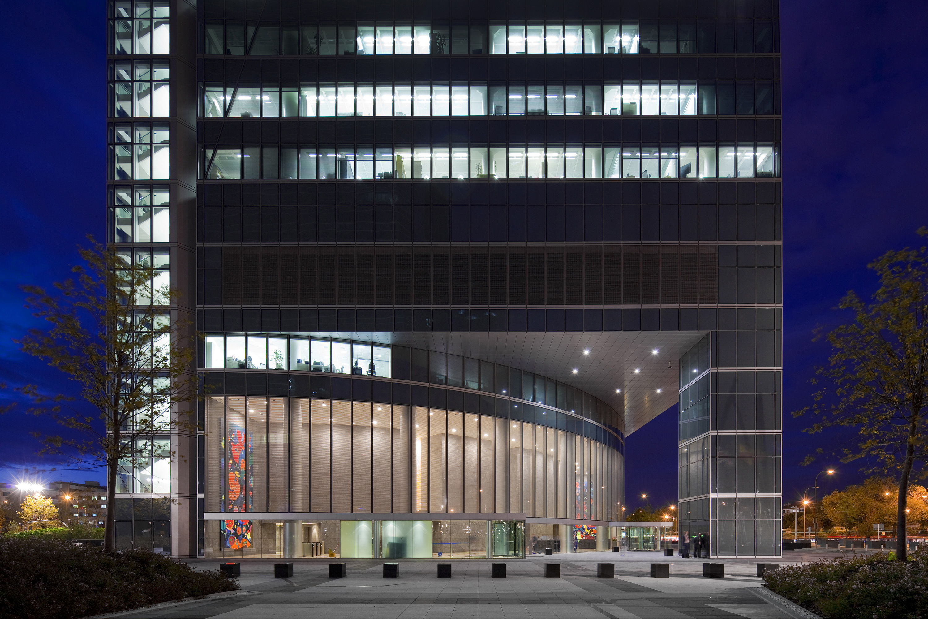 Torre Emperador Castellana (originally Torre Espacio) by Pei Cobb Freed ...