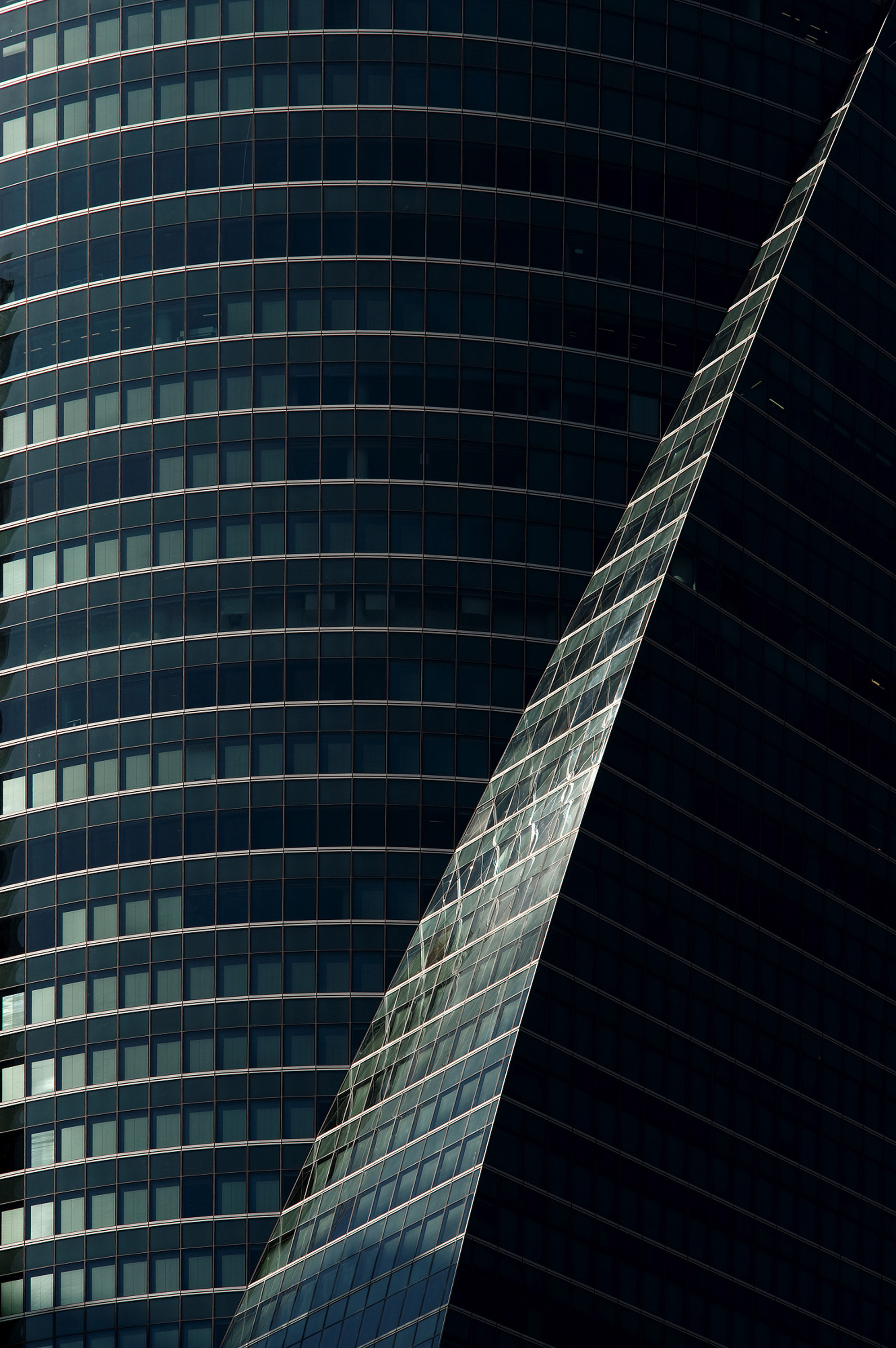 Torre Emperador Castellana (originally Torre Espacio) by Pei Cobb Freed ...